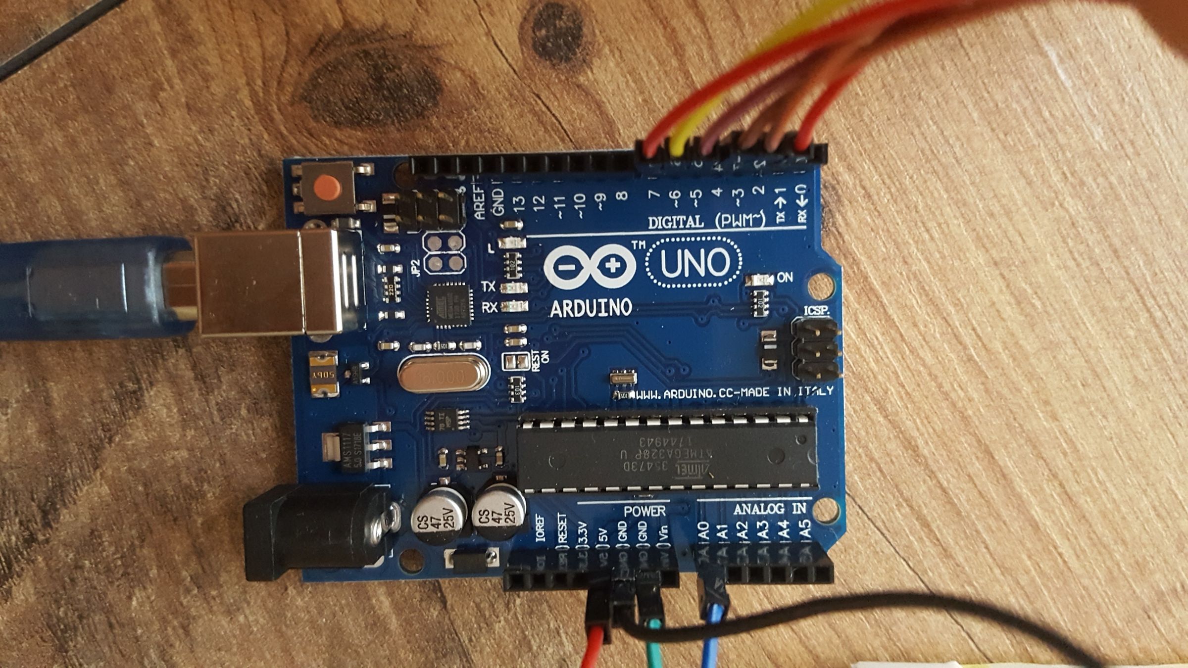 LED Lights Reflecting Sound Level Using Microphone and Arduino Uno : 4 ...