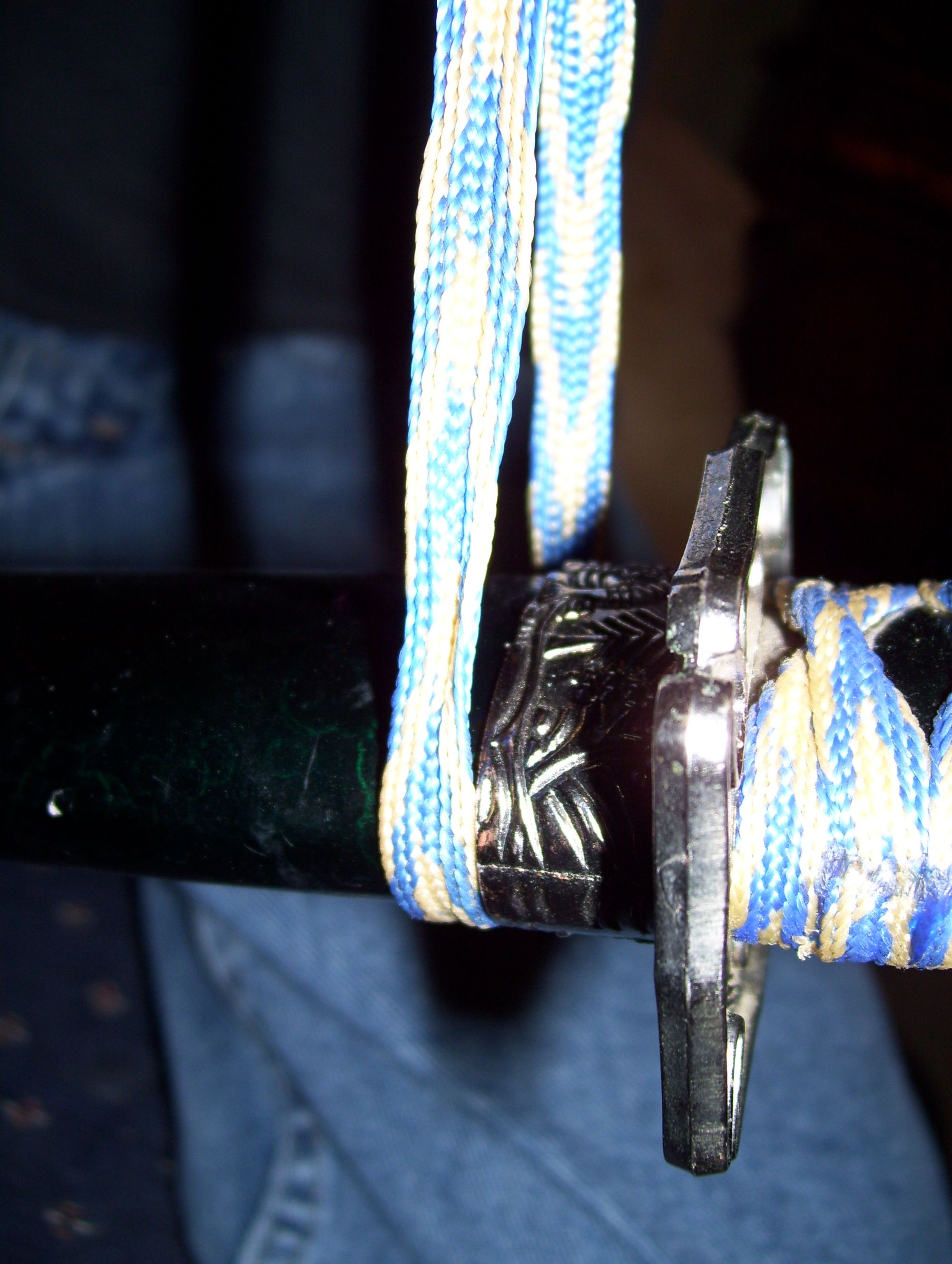How to Wrap a Samurai Sword Handle : 7 Steps - Instructables