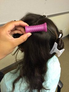 How to Use Hair Rollers : 4 Steps (with Pictures) - Instructables