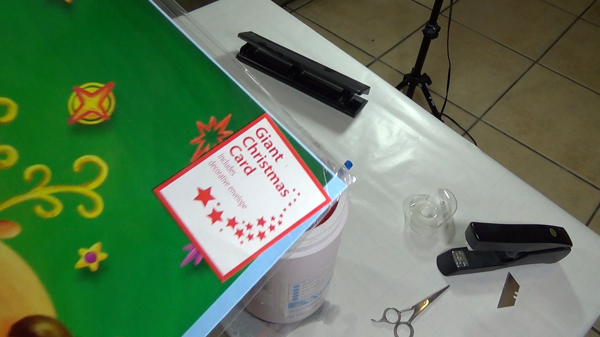 10 Christmas Gift Pranks You Can Do on Family and Friends! : 10 Steps ...