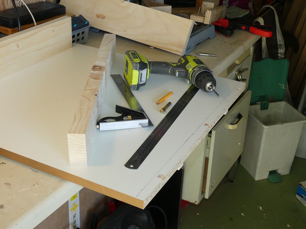 Table Saw Sled / Cross Cut Sled : 8 Steps (with Pictures) - Instructables