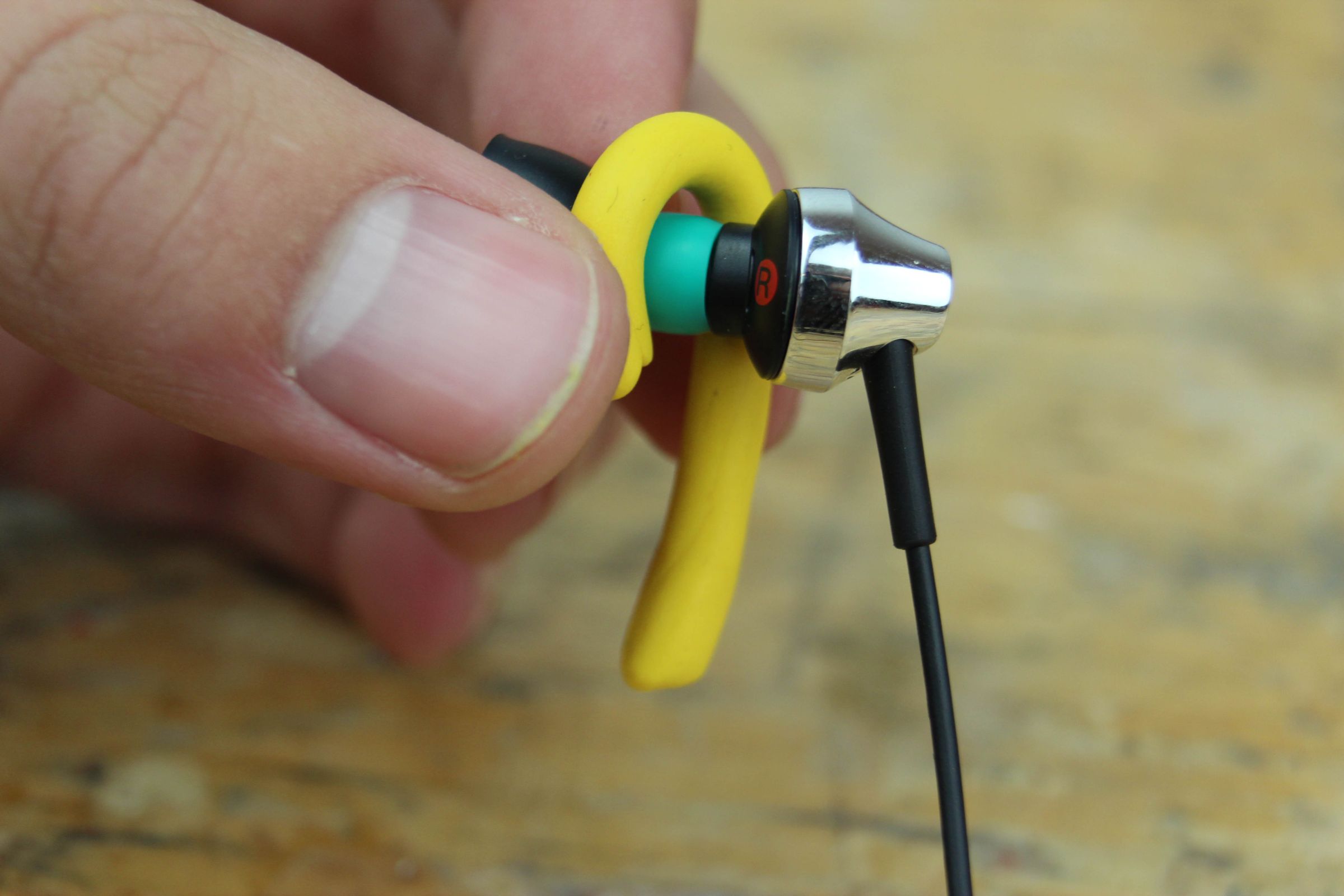 How to Make Super-neat and Easy Custom-fit Earbuds / In-ear Monitors ...