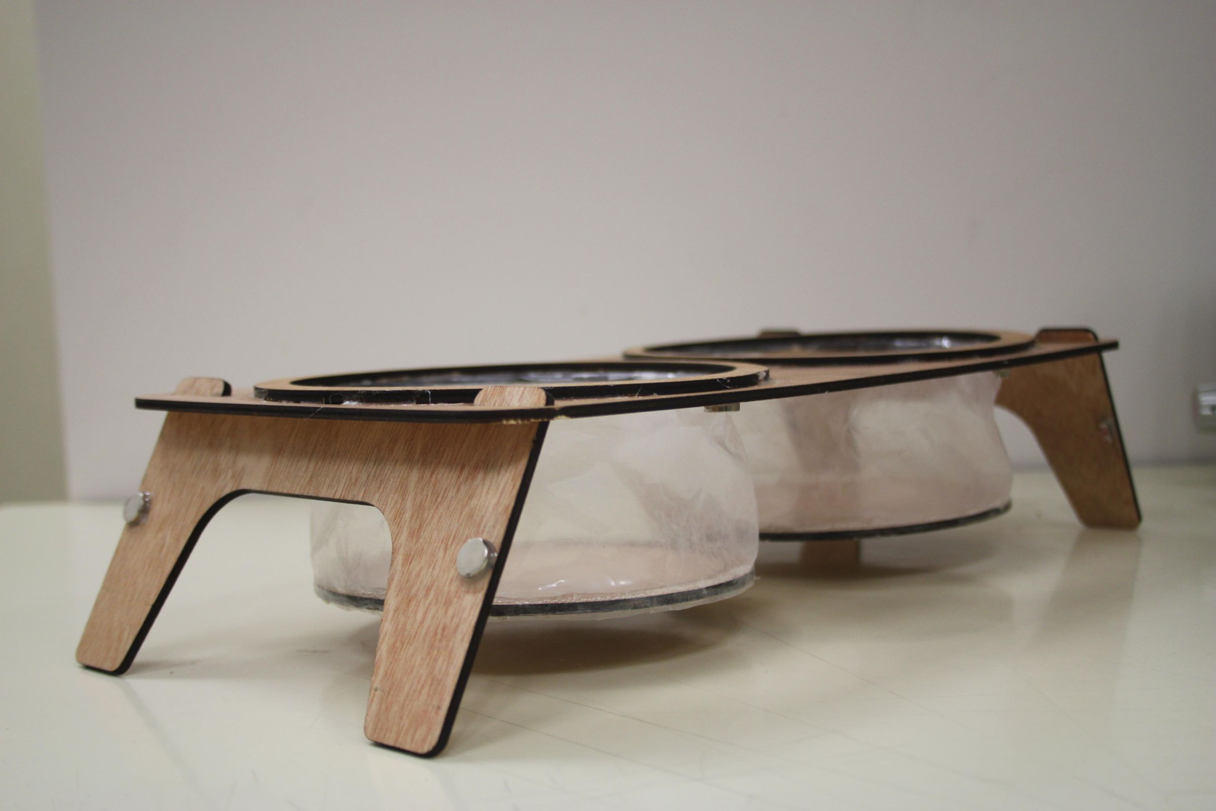 Flat-Pack Portable Dog Feeder : 6 Steps (with Pictures) - Instructables