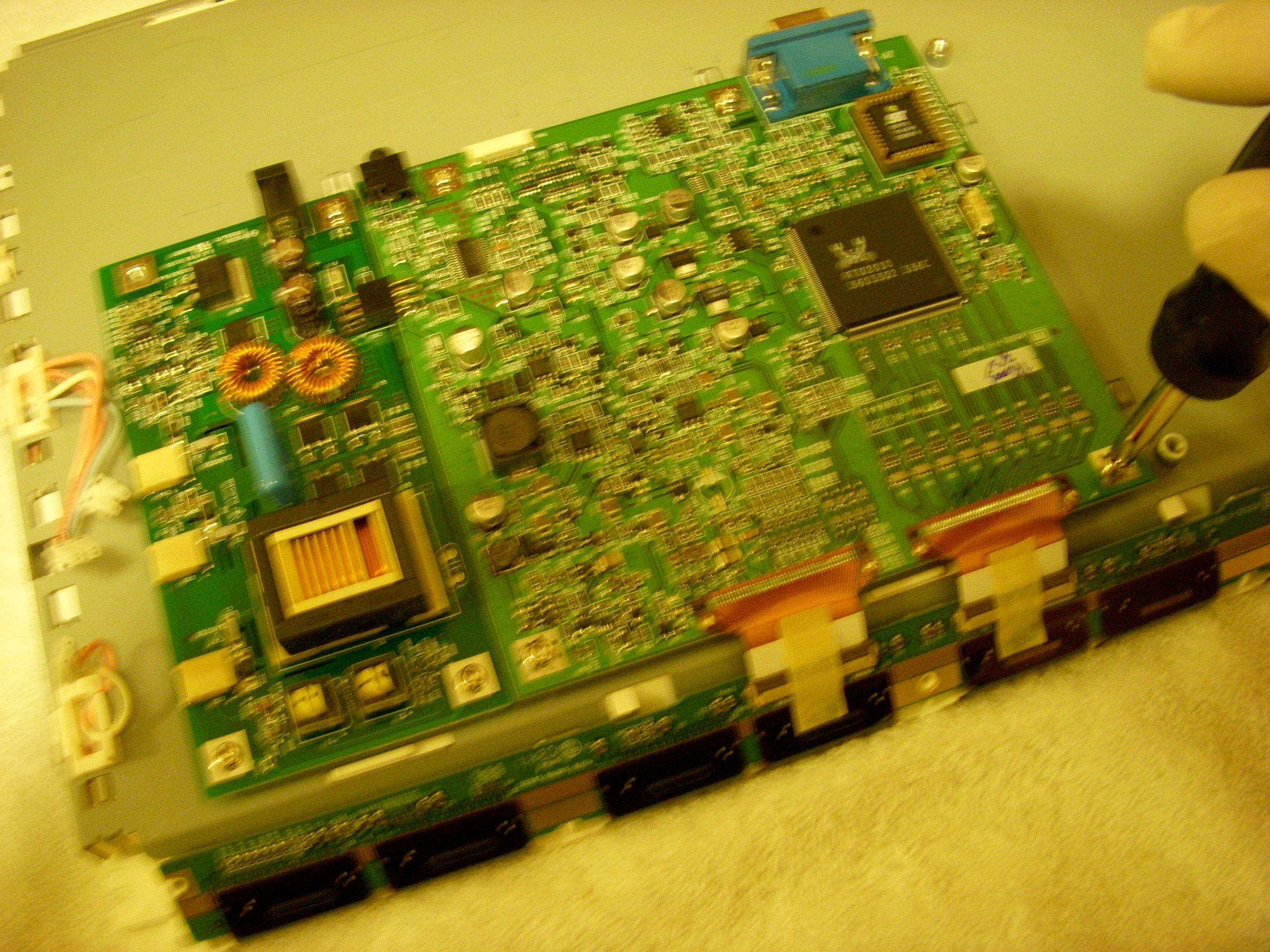 DIY LCD PROJECTOR : 8 Steps - Instructables