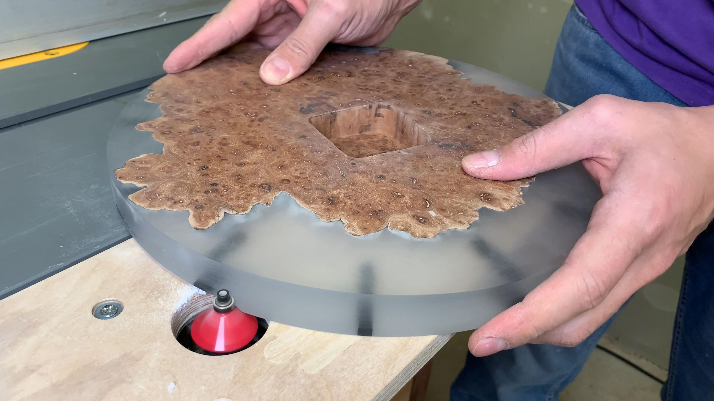 Frosted Epoxy Resin Clock : 20 Steps (with Pictures) - Instructables