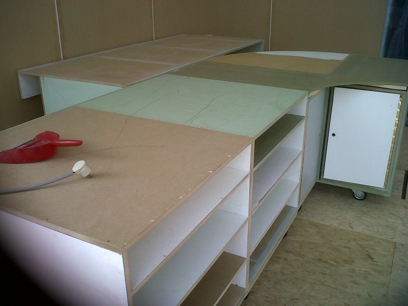 Retro Reception Desk : 9 Steps (with Pictures) - Instructables