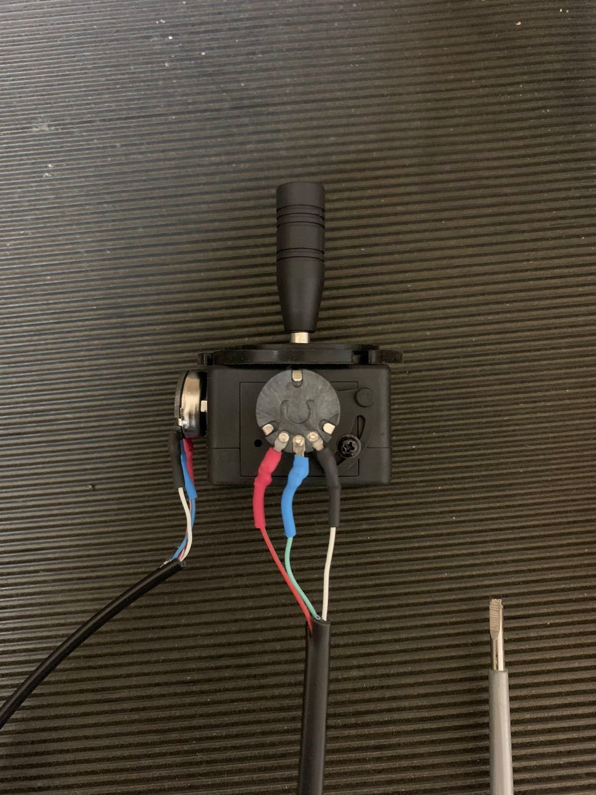 Simple Way to Integrate 4- Axis Joystick With Arduino : 5 Steps ...