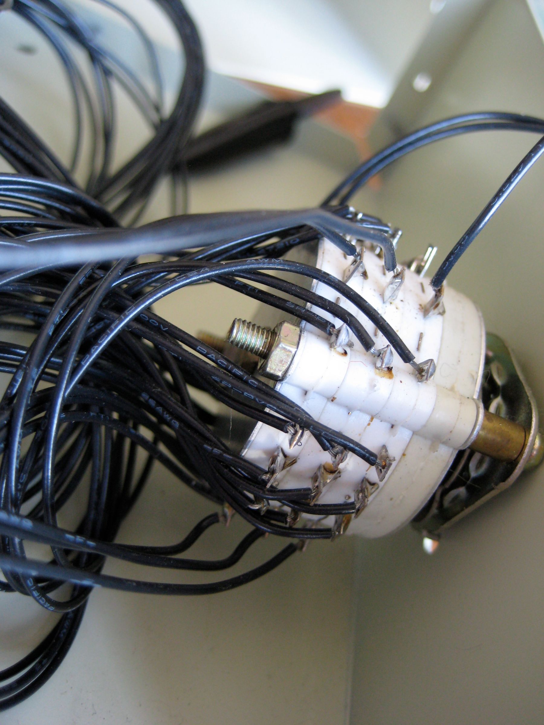 DIY Audio Switch : 9 Steps (with Pictures) - Instructables