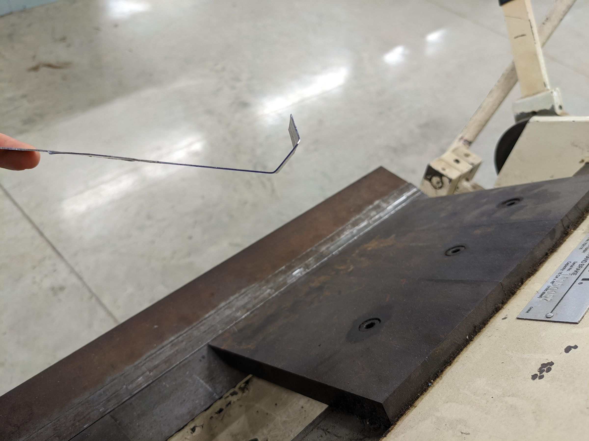 Sheet Metal Phone Stand : 7 Steps (with Pictures) - Instructables
