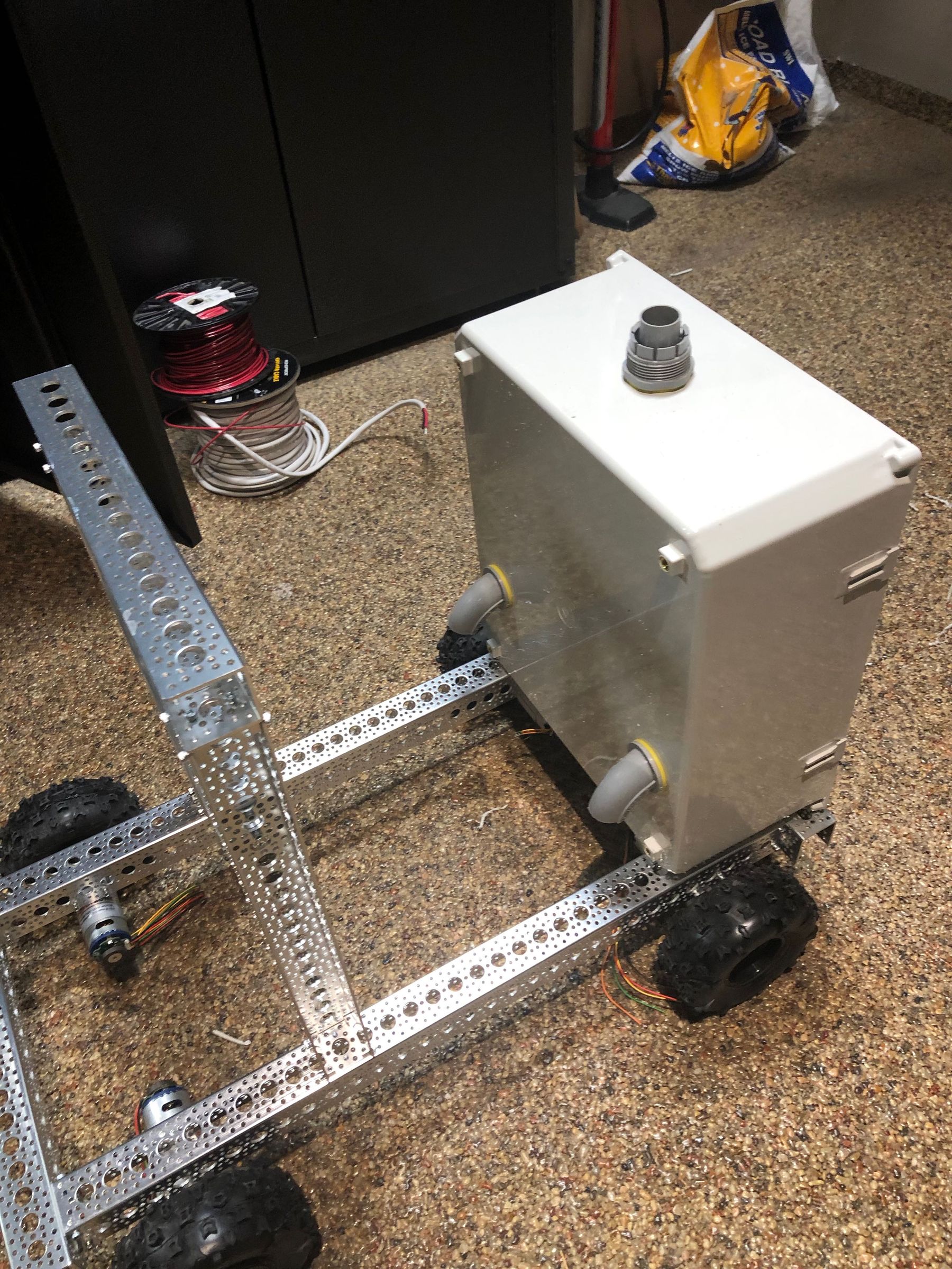 Robot Waterproof Electronic Enclosure : 7 Steps - Instructables