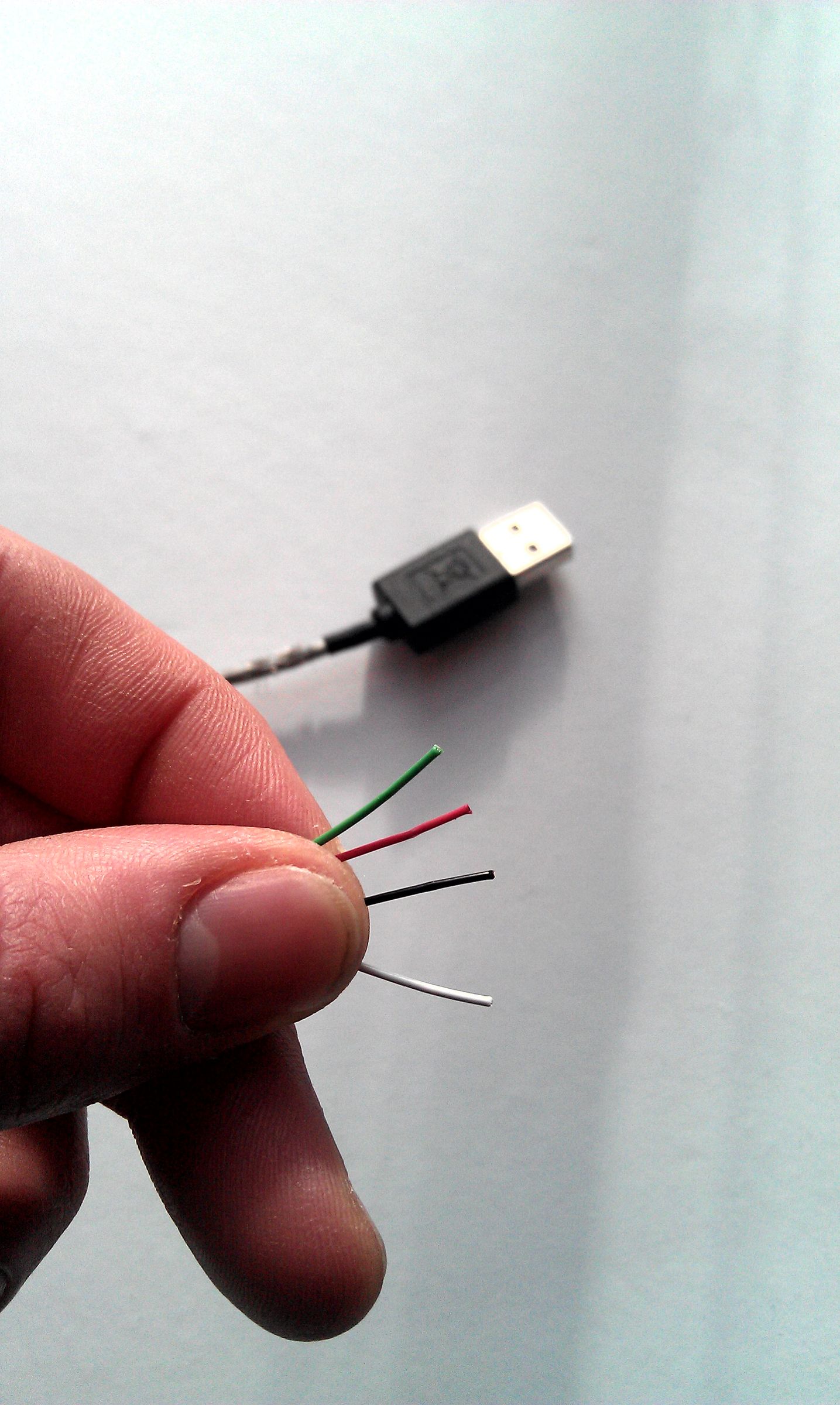 Paracord Charging Cable : 6 Steps (with Pictures) - Instructables