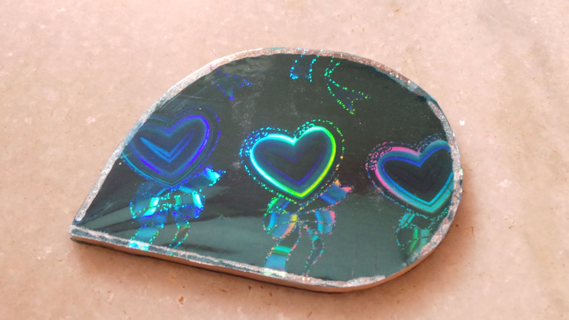 Anything Can Fly!!!( a Simple RC Kite!) : 4 Steps - Instructables