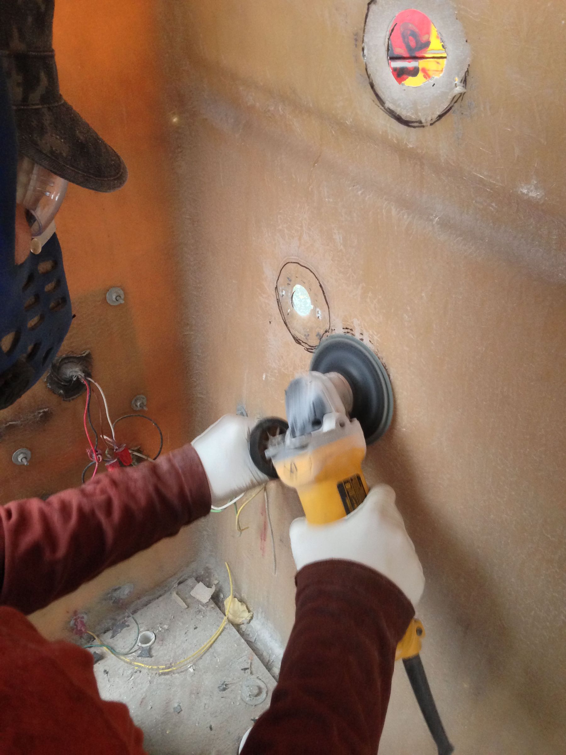 Repairing Fiberglass : 7 Steps (with Pictures) - Instructables