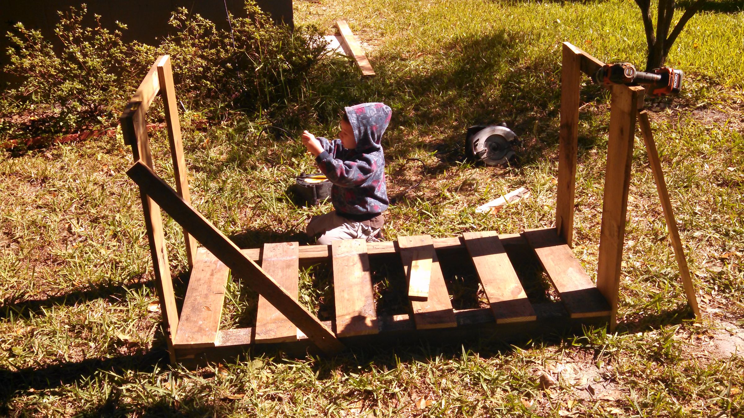 The 30 Minute Firewood Rack - Pallet Style : 6 Steps - Instructables
