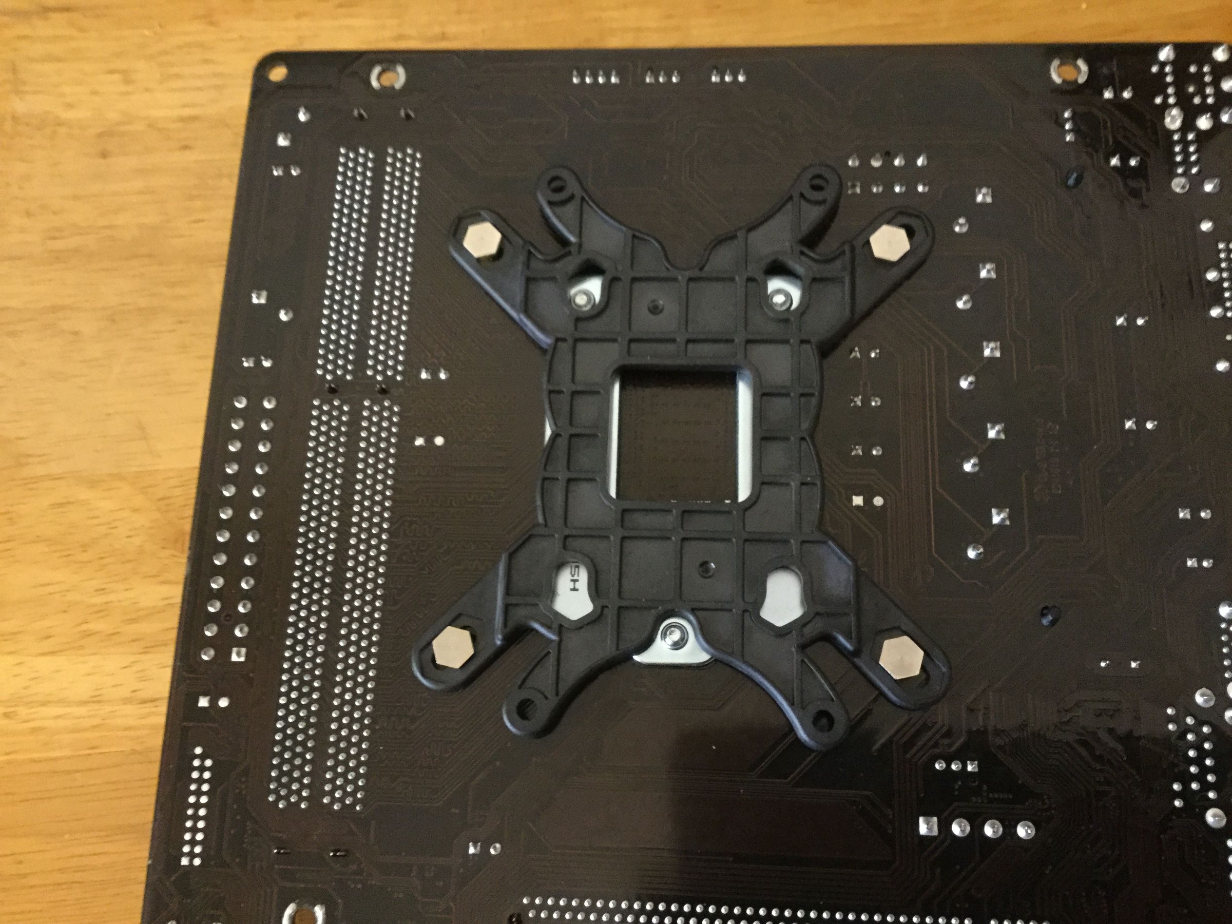Replace Intel Cpu Cooler : 4 Steps - Instructables