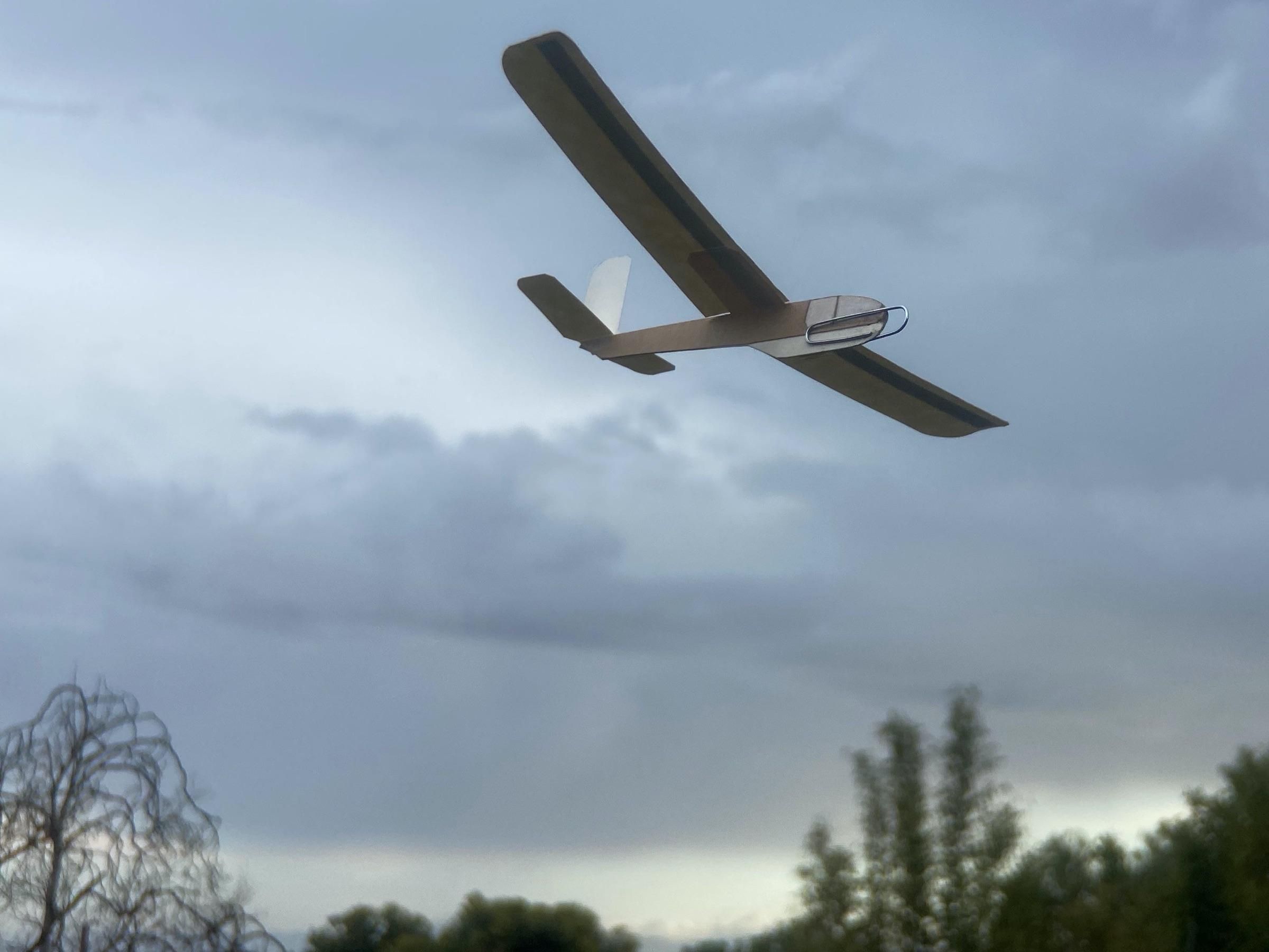 Card Stock Glider / Planeador De Cartulina : 7 Steps (with Pictures ...