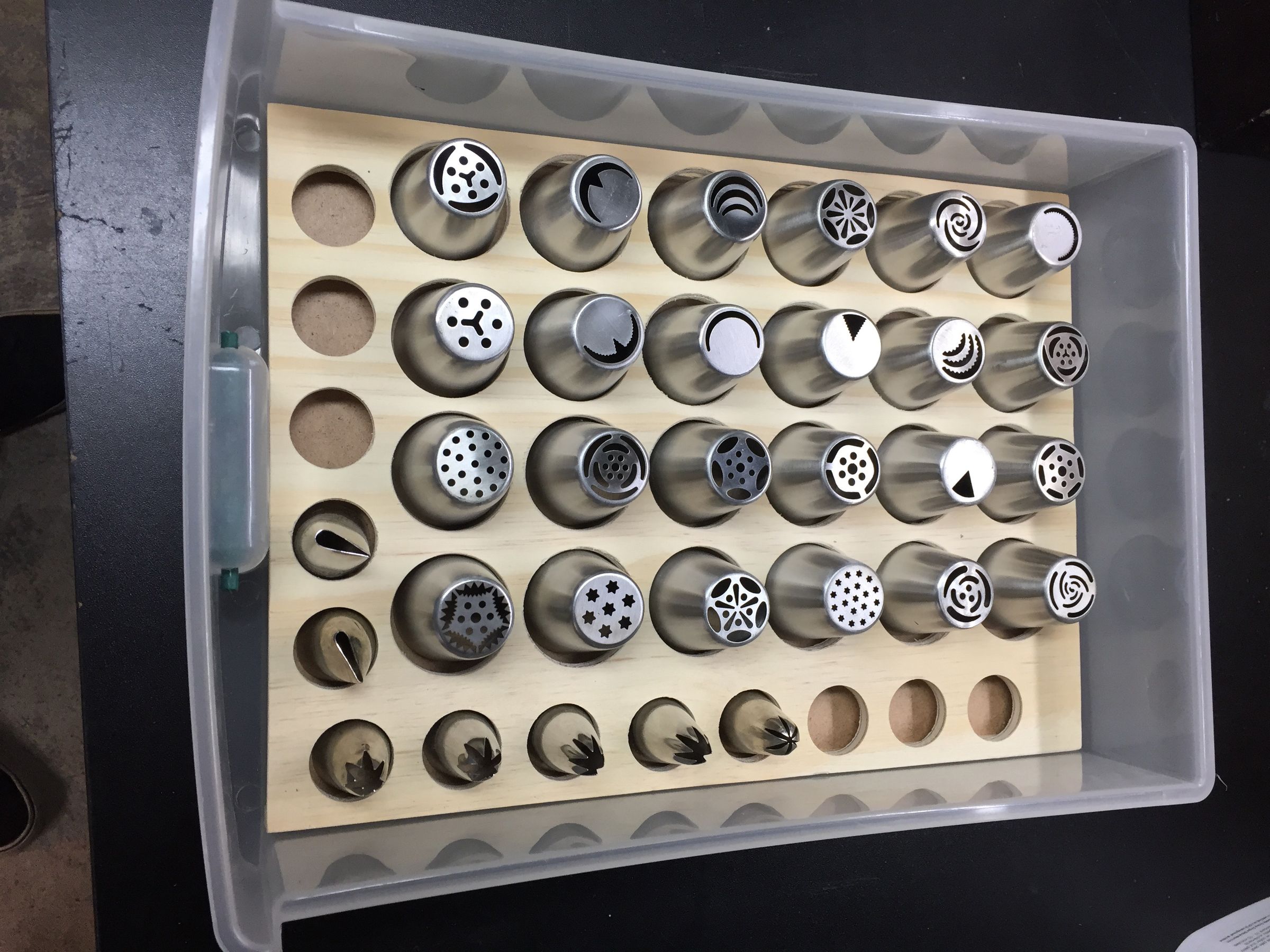 Cake Decorating Organizer Trays. : 7 Steps (with Pictures) - Instructables