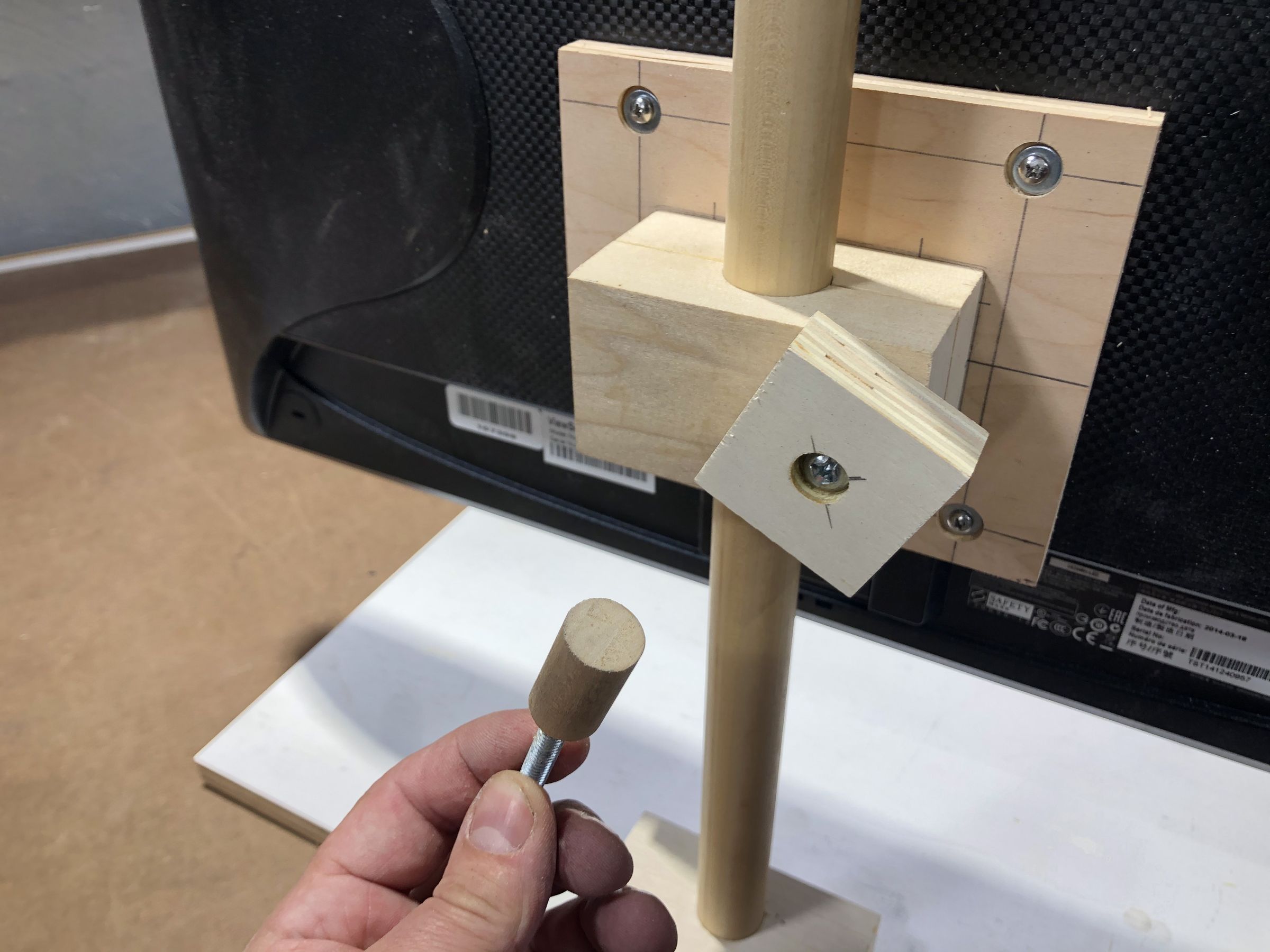 Wooden Adjustable Height Monitor Stand : 8 Steps (with Pictures ...