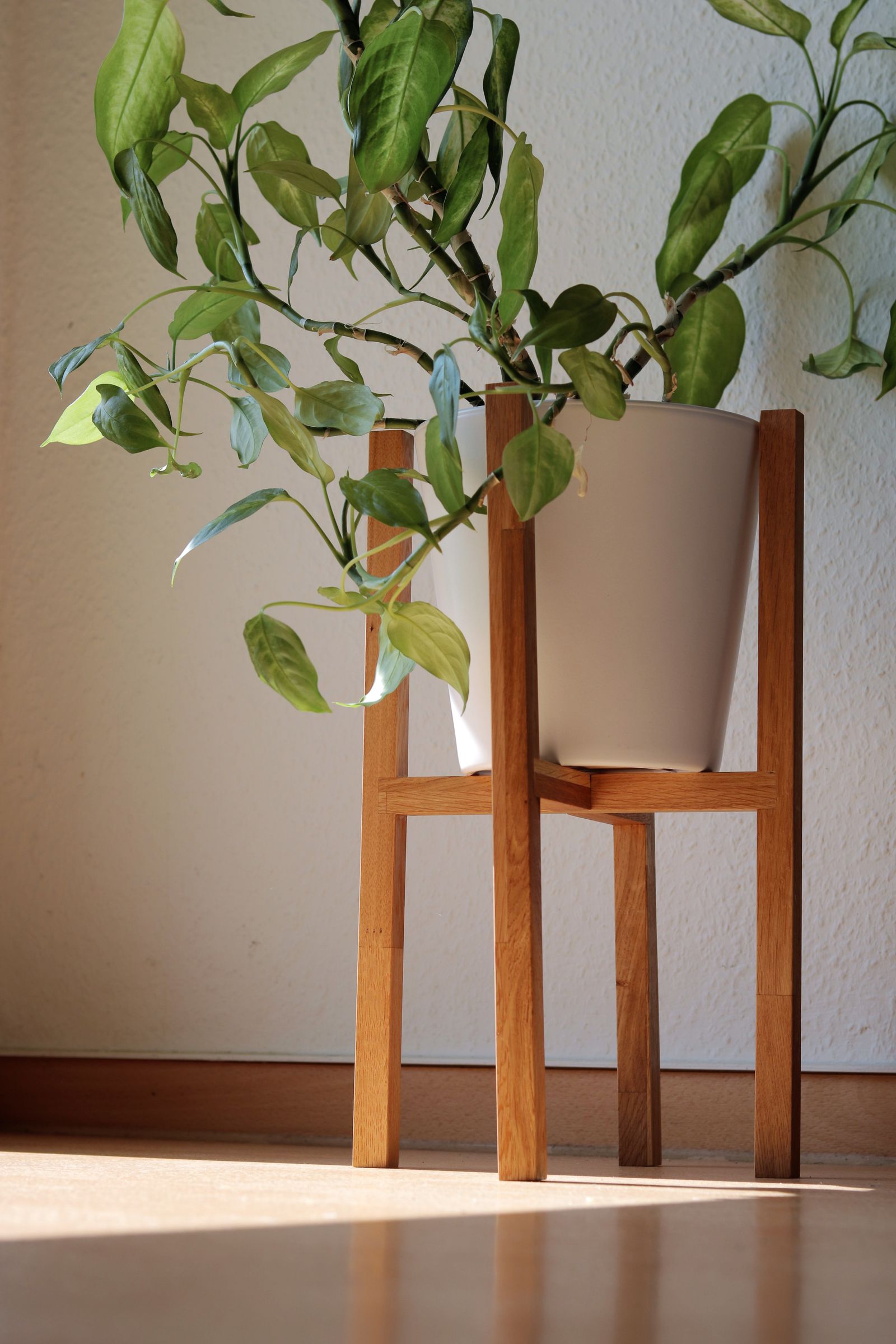 // SIMPLE & LOW BUDGET // Plant Stand : 6 Steps (with Pictures ...