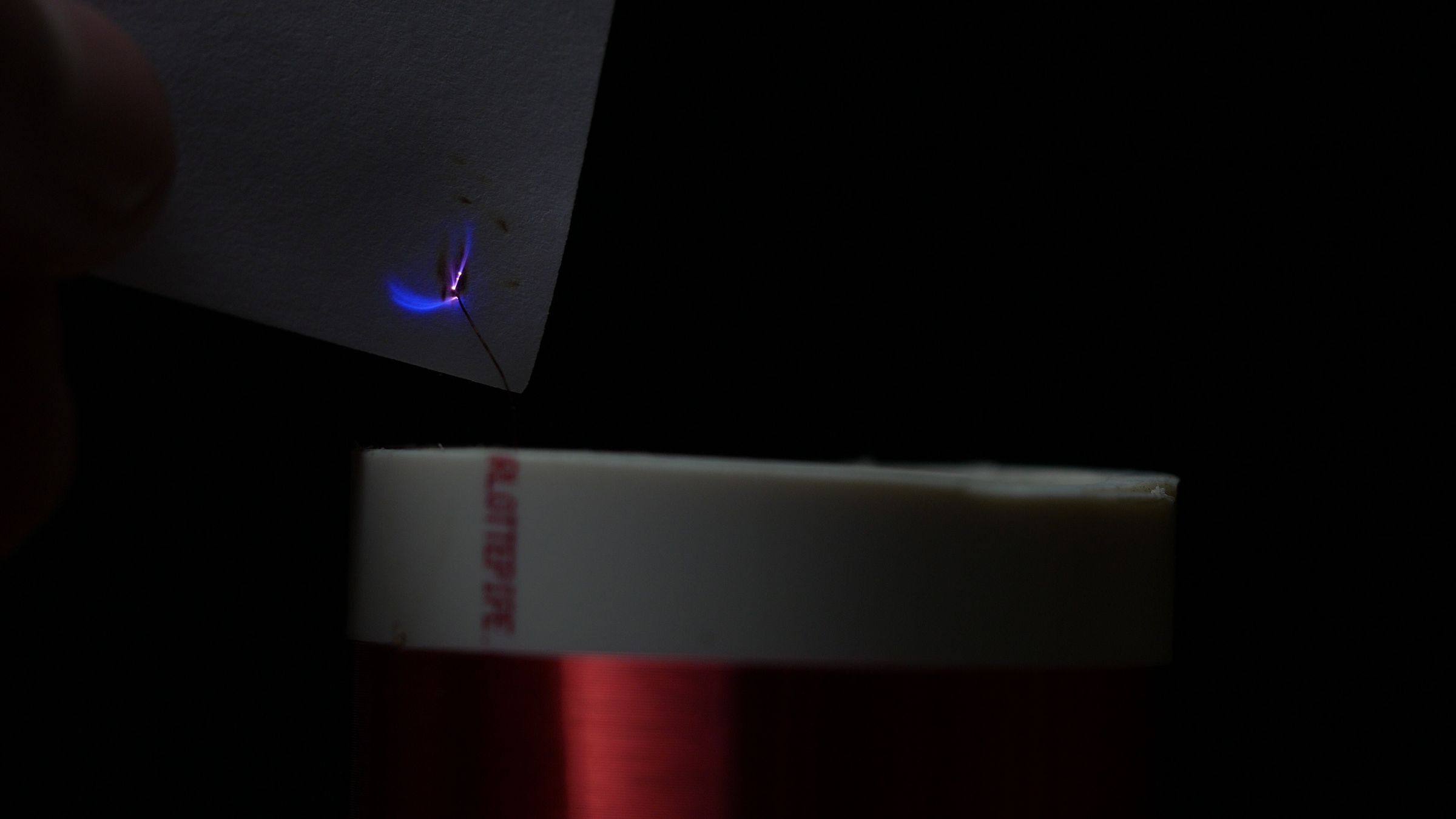 Simple Tesla Coil : 5 Steps (with Pictures) - Instructables