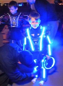 Tron Costume : 5 Steps (with Pictures) - Instructables