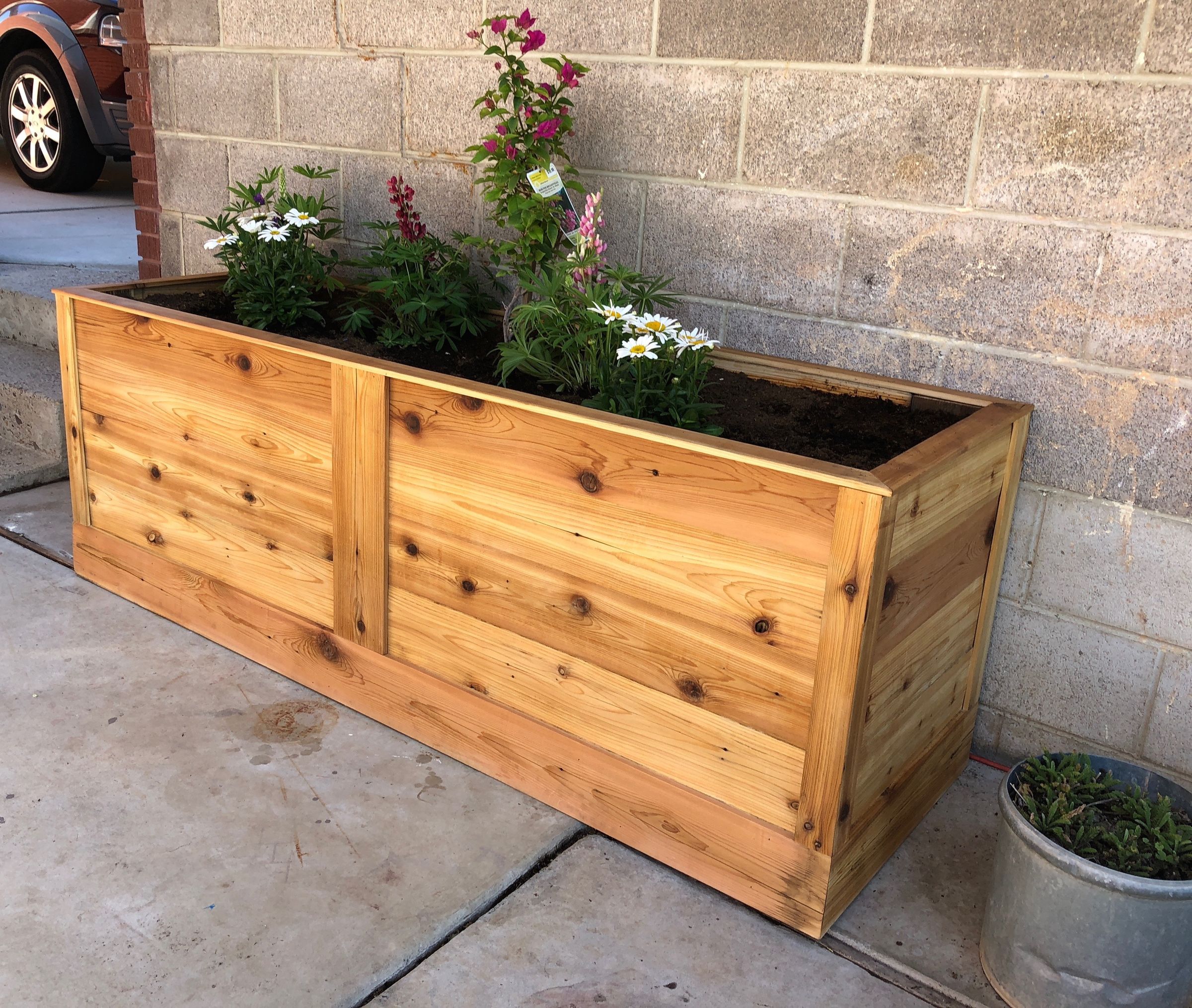 Reclaimed Planter Box : 7 Steps (with Pictures) - Instructables