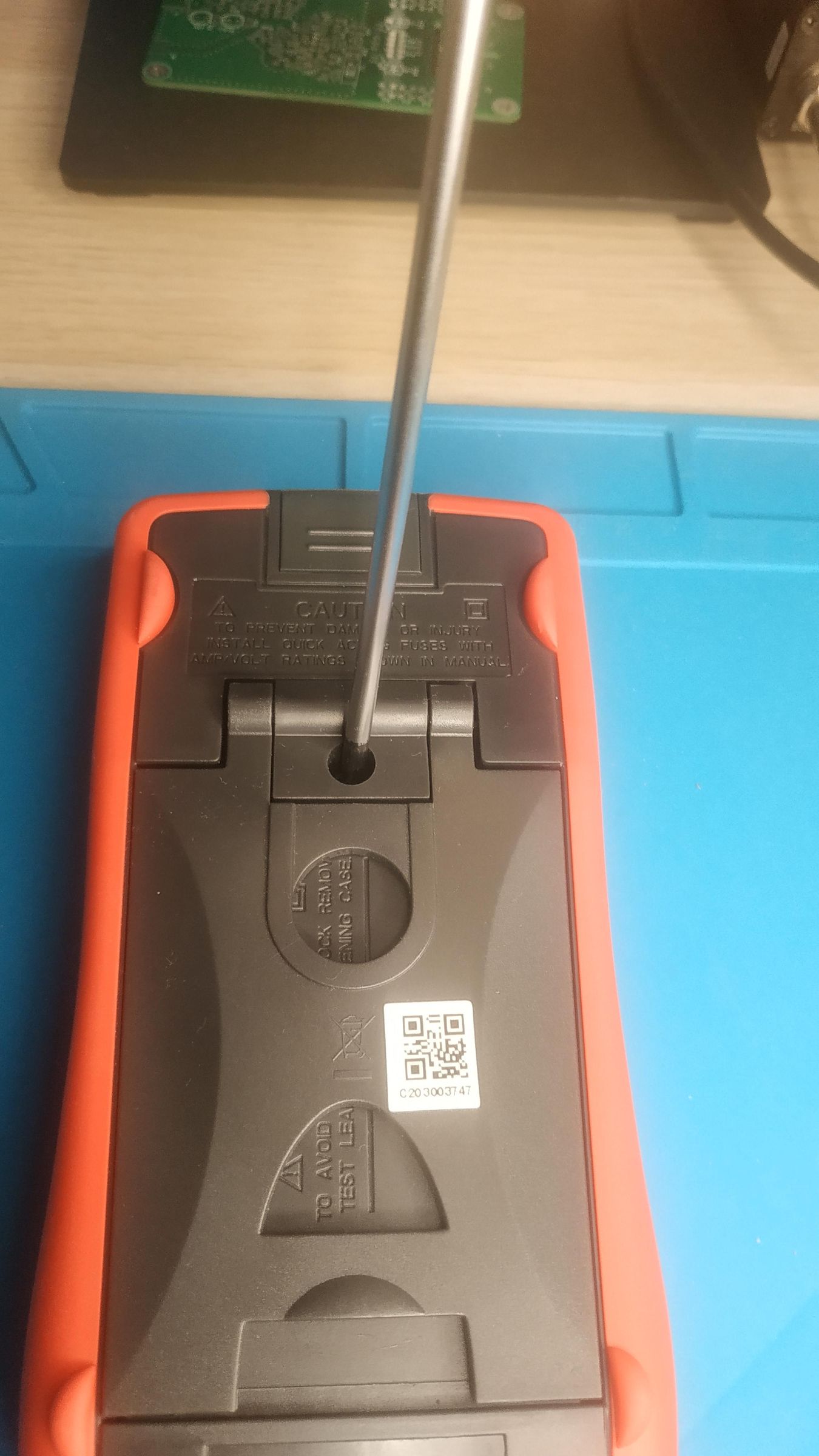 Voltage and Current Protection Upgrades for UNI-T UT61E : 11 Steps ...