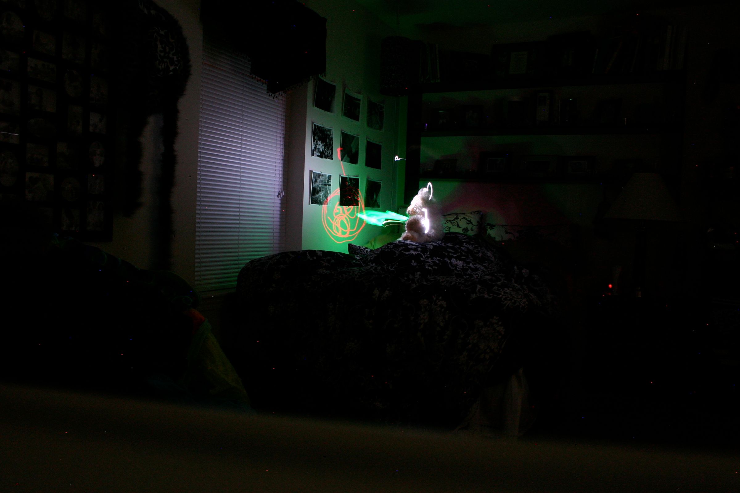 How to Create a Light Stop Motion Video : 4 Steps - Instructables