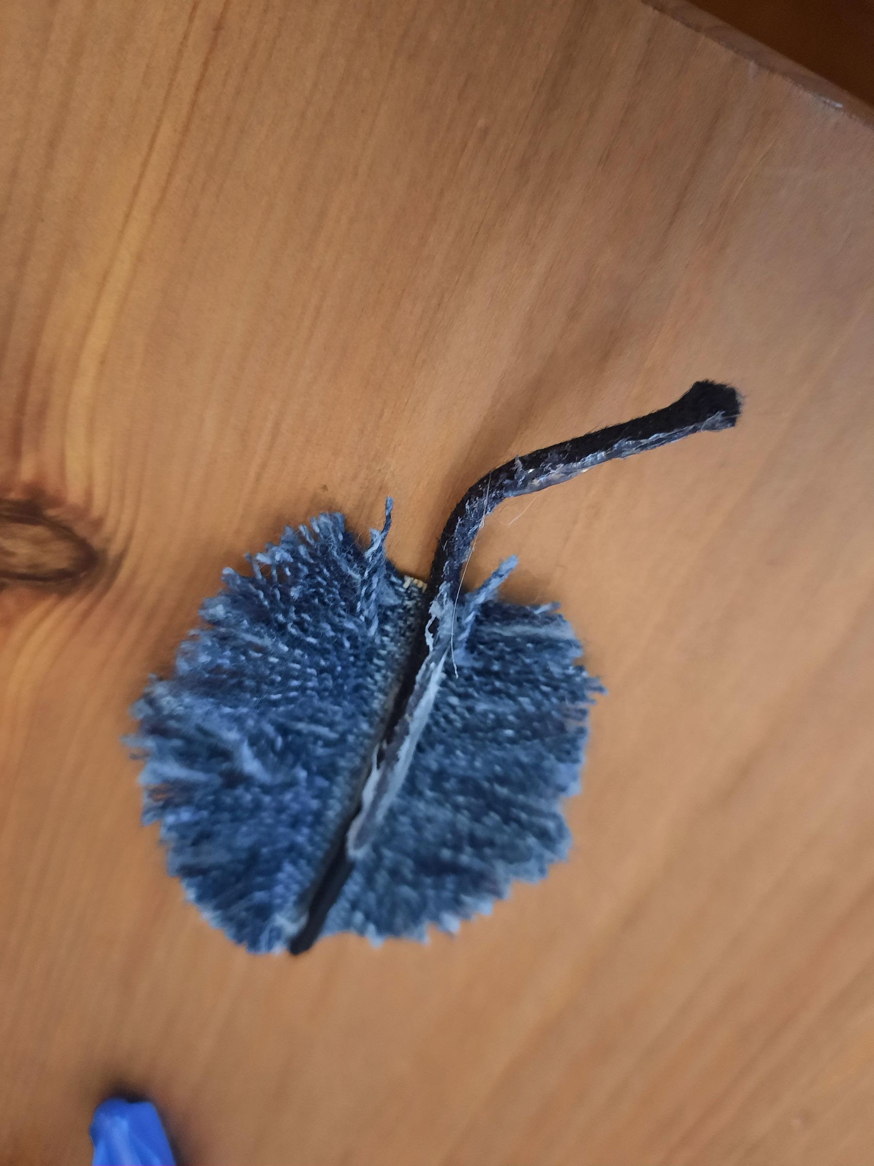 Upcycled Denim Feathers : 6 Steps (with Pictures) - Instructables