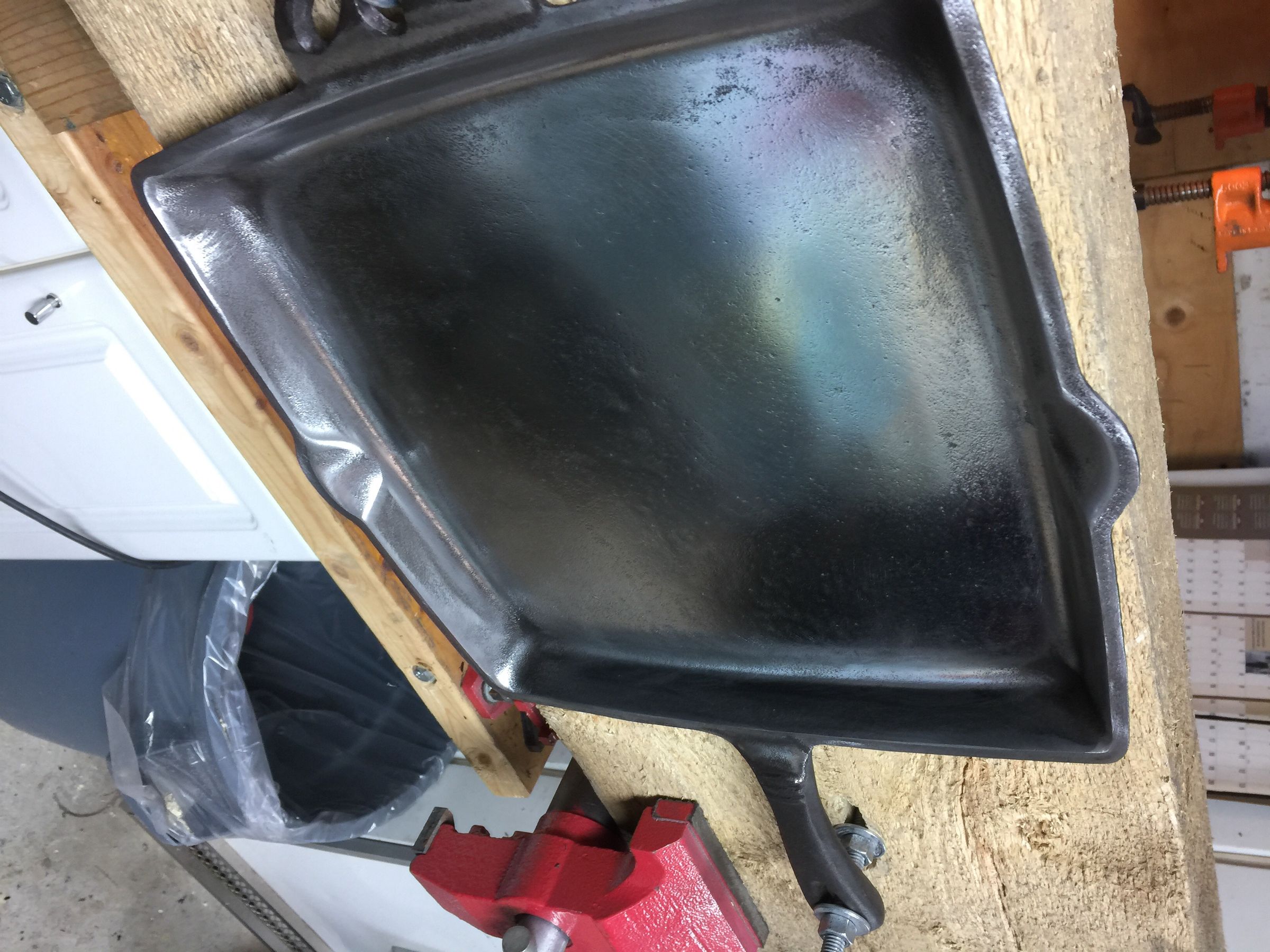 Sanding and Polishing - Cast Iron Skillet Cookware : 16 Steps (with ...