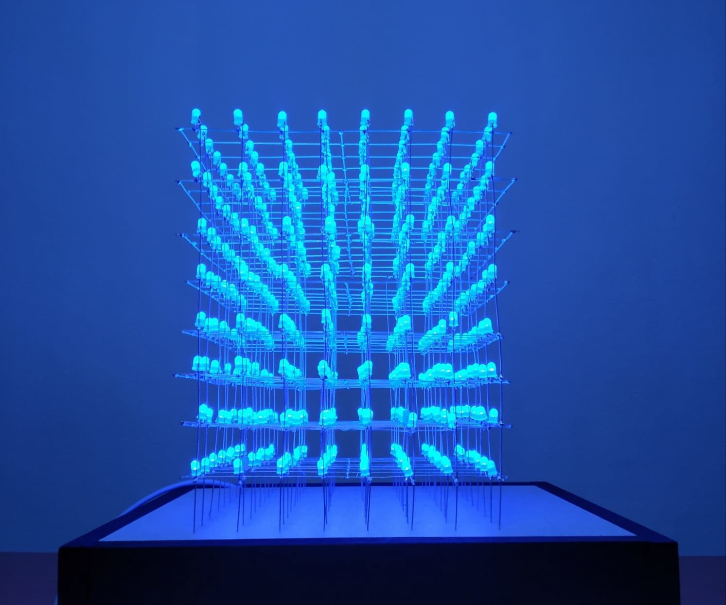 8x8x8 Led Cube : 9 Steps - Instructables