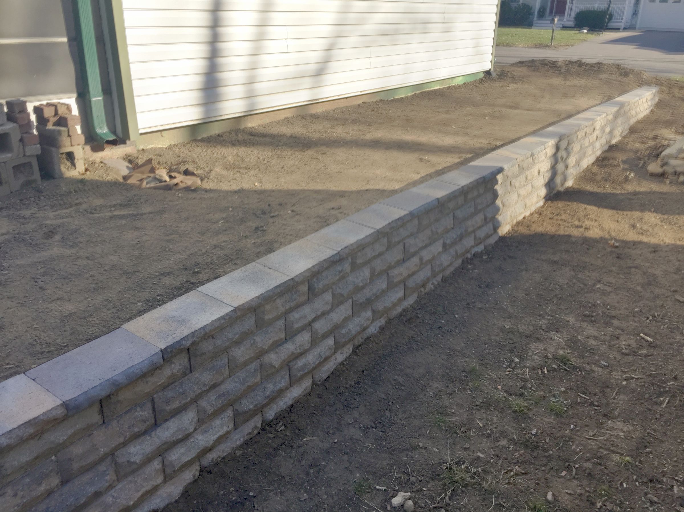 How to Build a Block Retaining Wall : 10 Steps (with Pictures ...