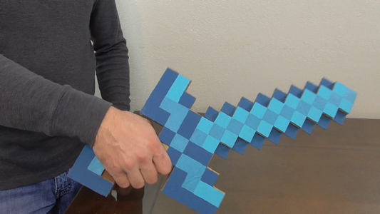 Minecraft Transforming Sword / Pickaxe From Cardboard DIY : 3 Steps ...