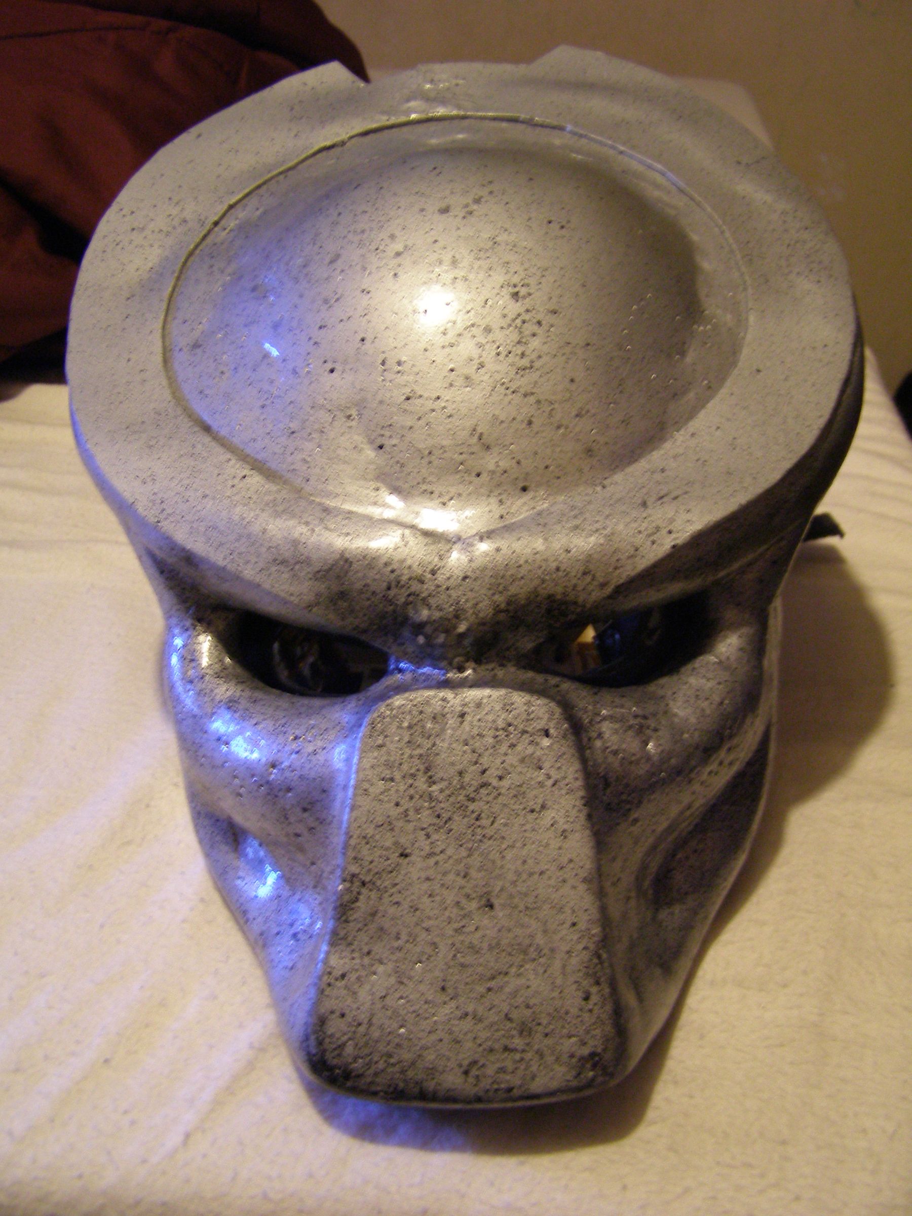 Predator Helmet : 6 Steps - Instructables