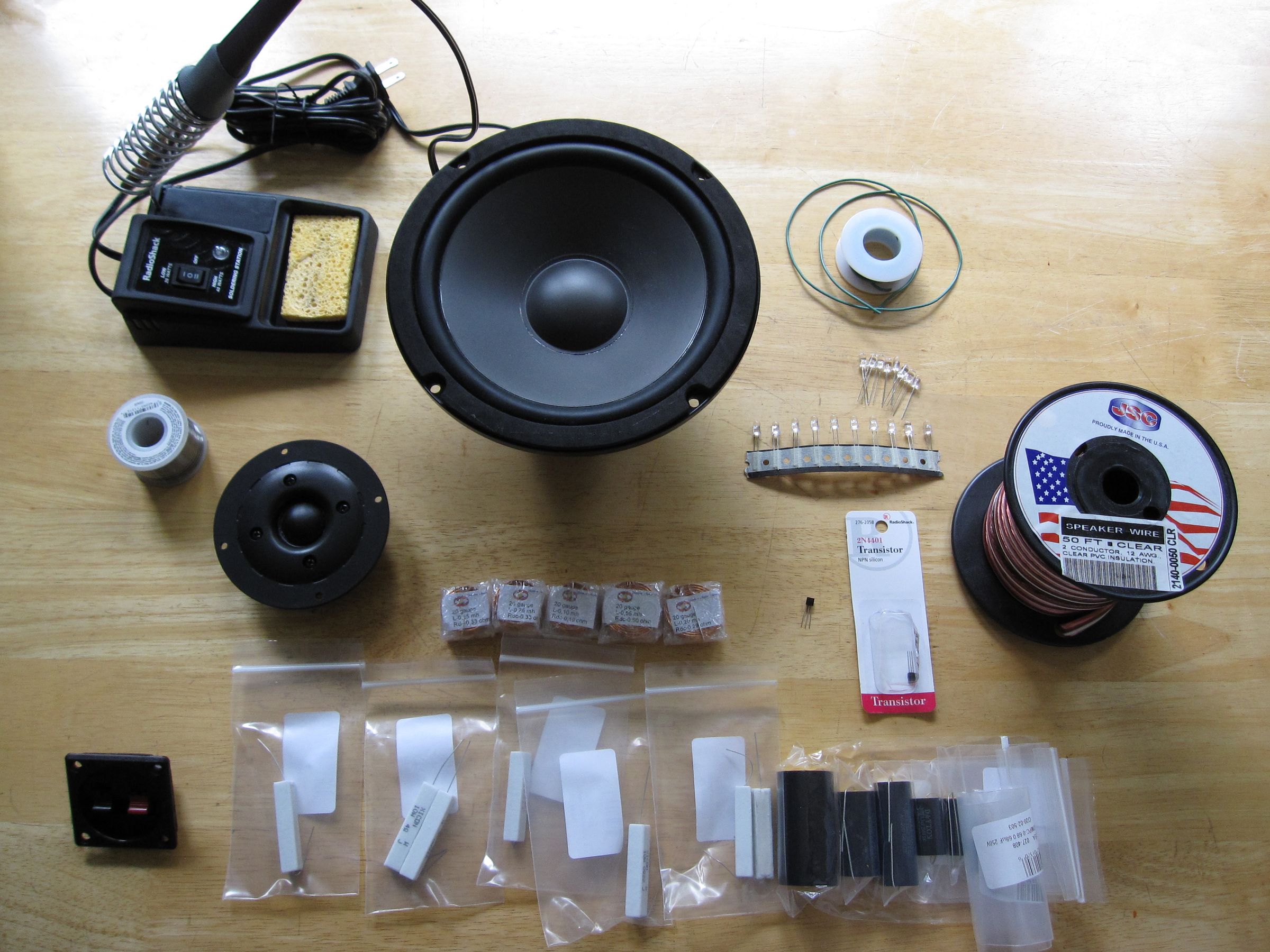 Stereo Speakers With Synched LED Lighting : 8 Steps - Instructables