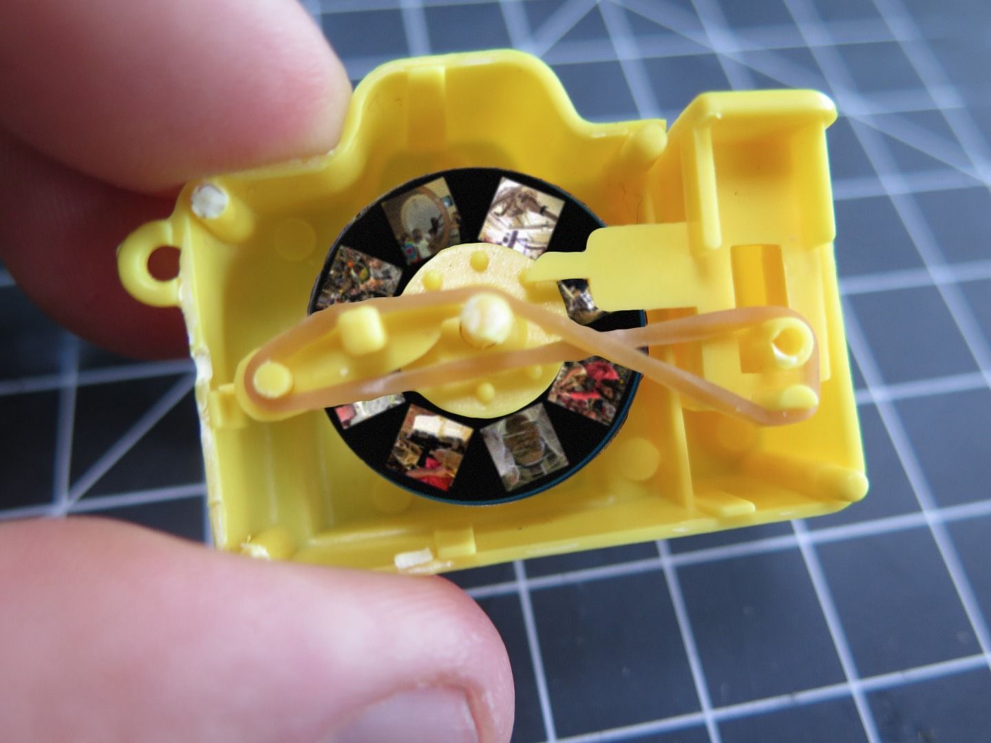Tiny Slide Shows! (by Hacking Toy Cameras) : 5 Steps (with Pictures ...