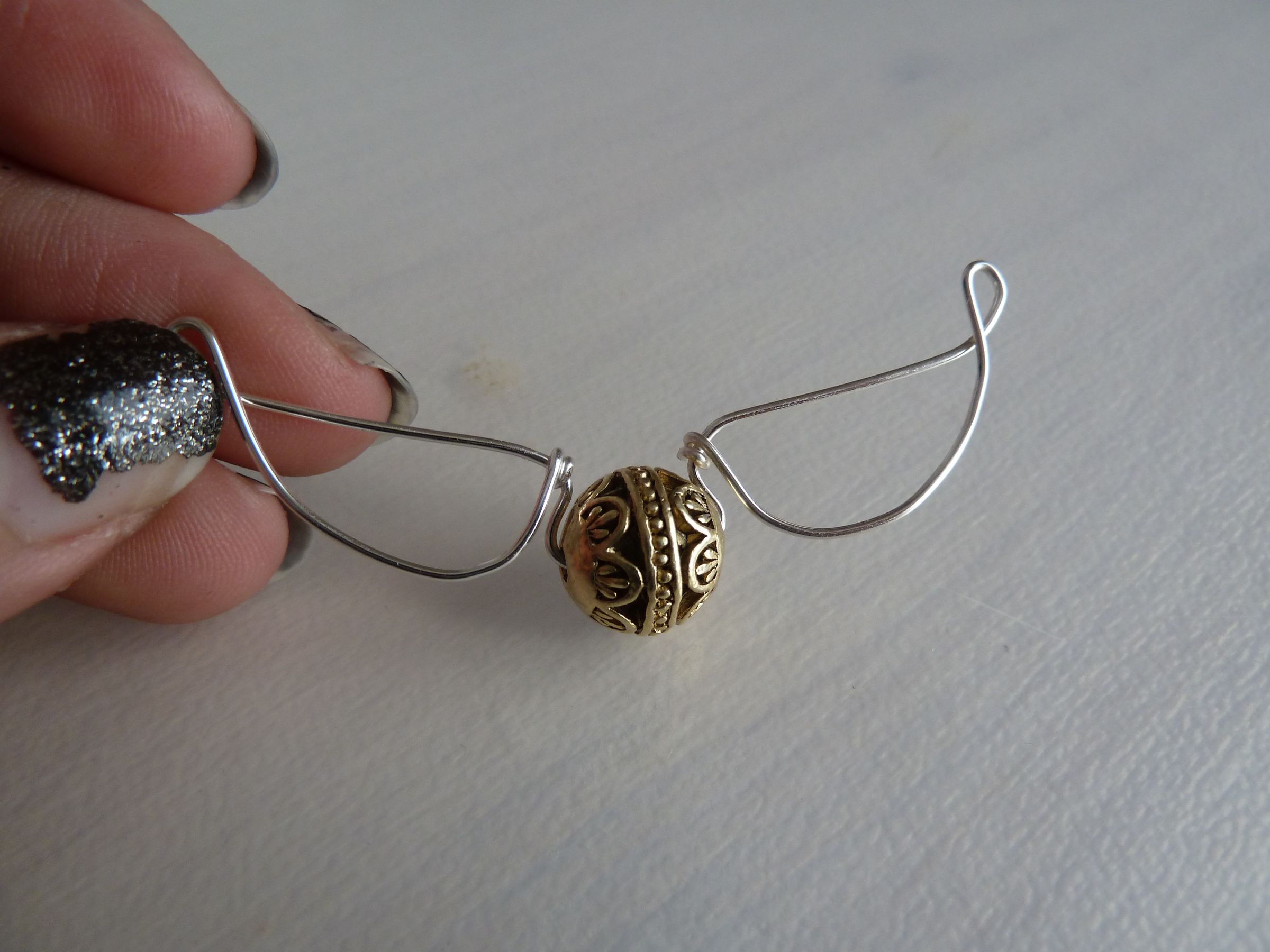 Golden Snitch Necklace : 11 Steps (with Pictures) - Instructables