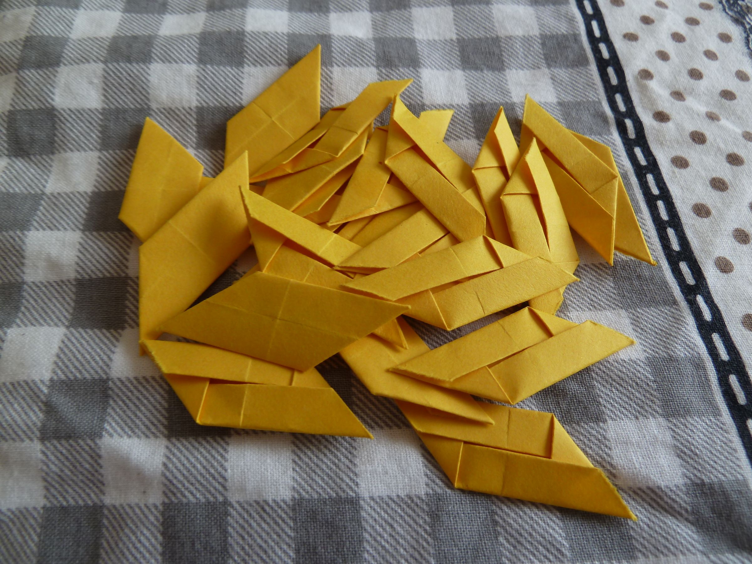 Origami Square Bracelets : 9 Steps (with Pictures) - Instructables