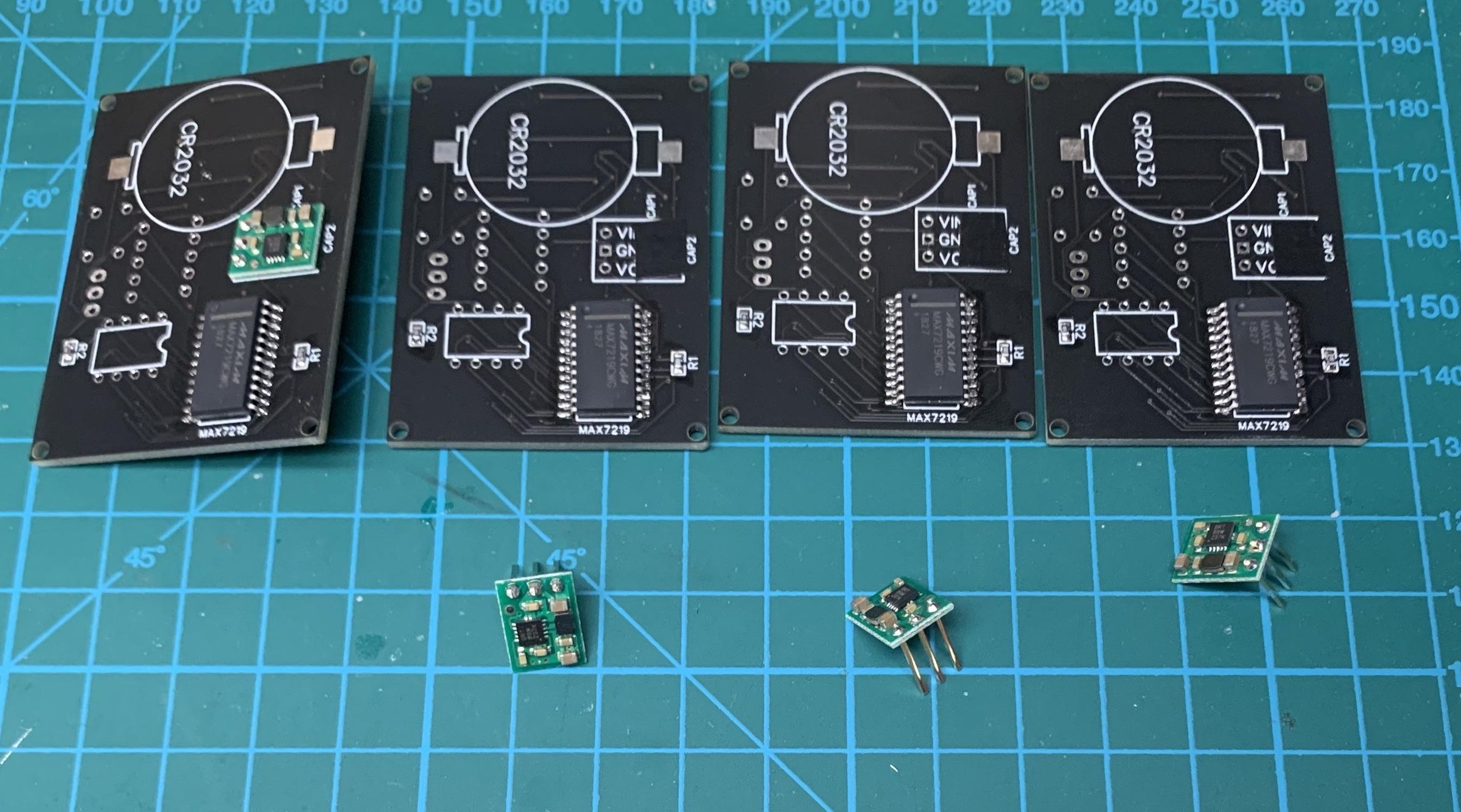 Pocket Dice! Electronic Dice for Liars Dice and More : 7 Steps (with ...