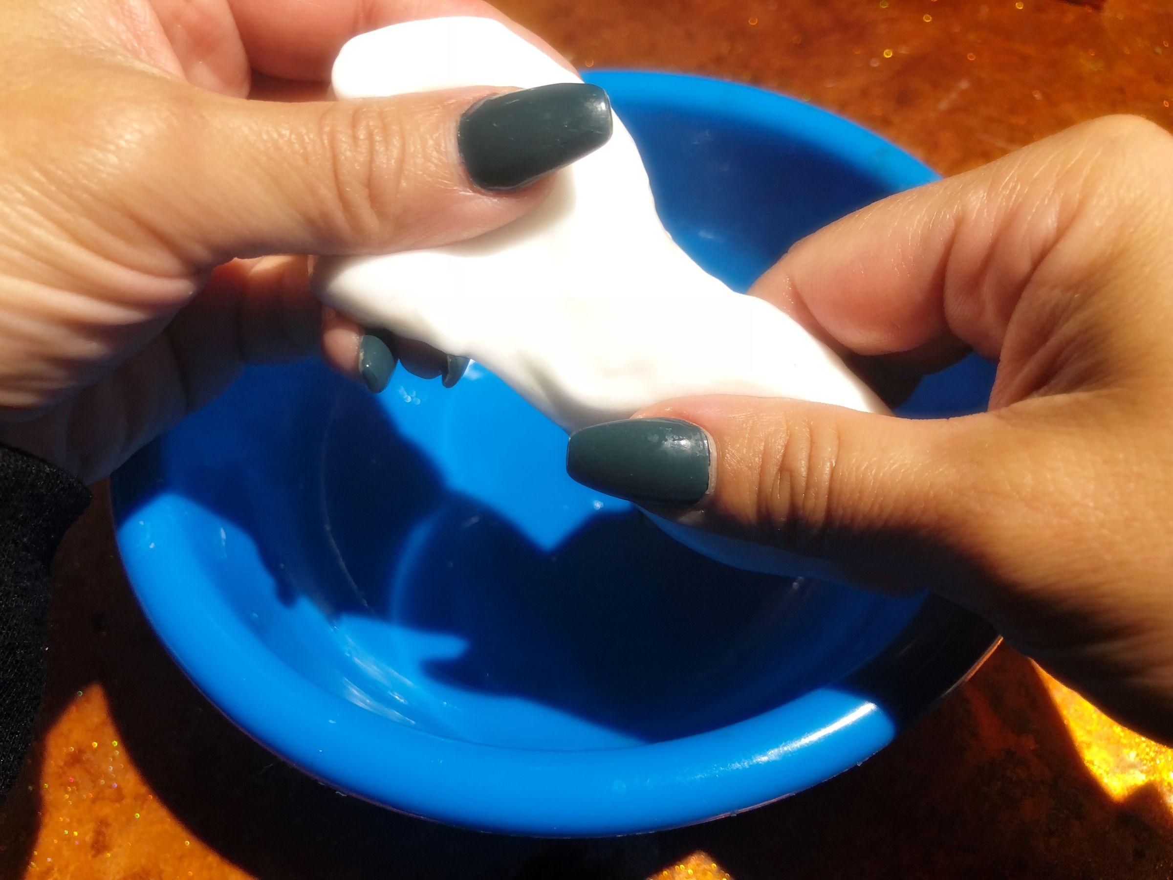 Homemade Cleaning Putty : 5 Steps (with Pictures) - Instructables