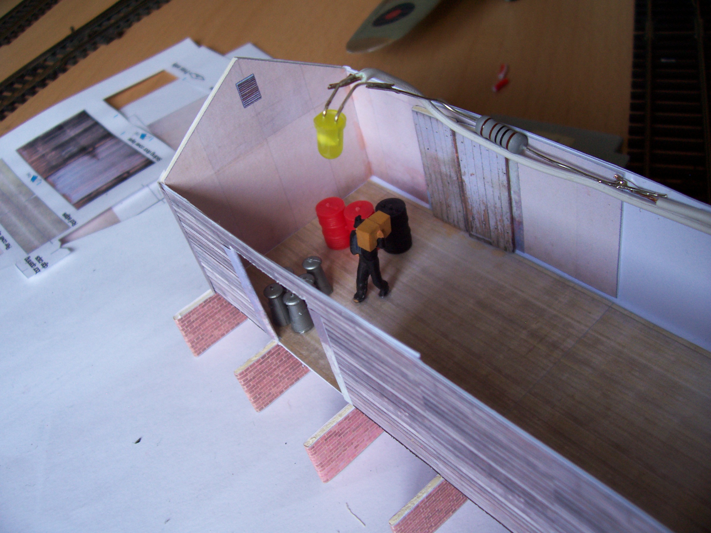 Add Lights to Your Model Railway / Railroad. : 4 Steps - Instructables