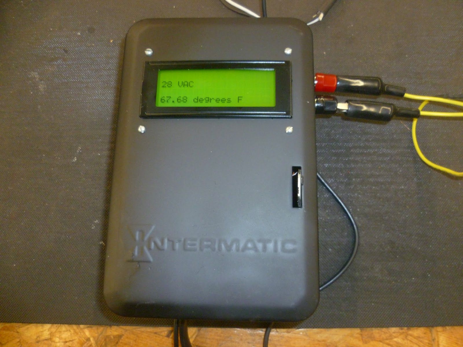 Digital Arduino Voltmeter With Temperature : 6 Steps - Instructables