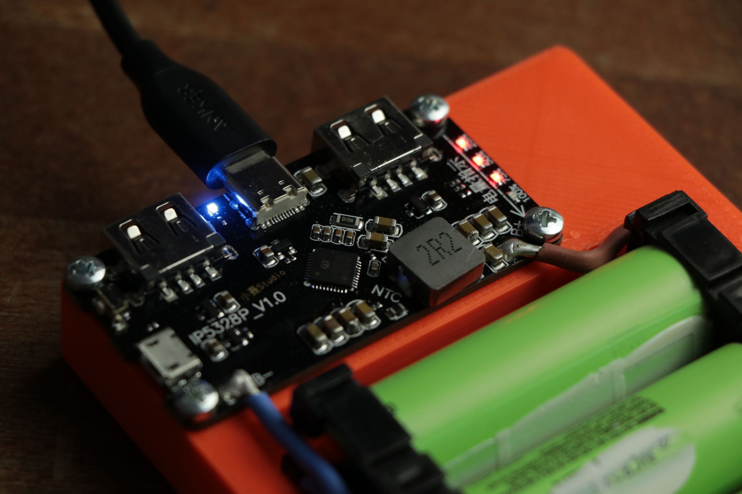 Building a USB Type-C PD Powerbank the Super Simple Way : 5 Steps ...