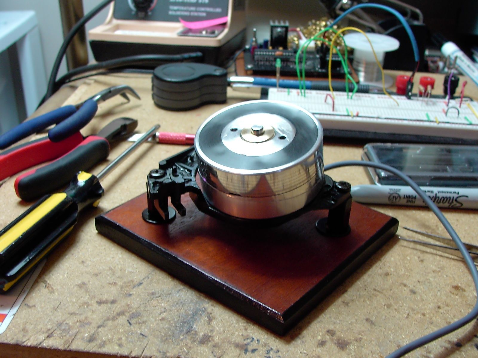 Spinner / Jog Wheel Inside of a VCR Head : 9 Steps (with Pictures ...