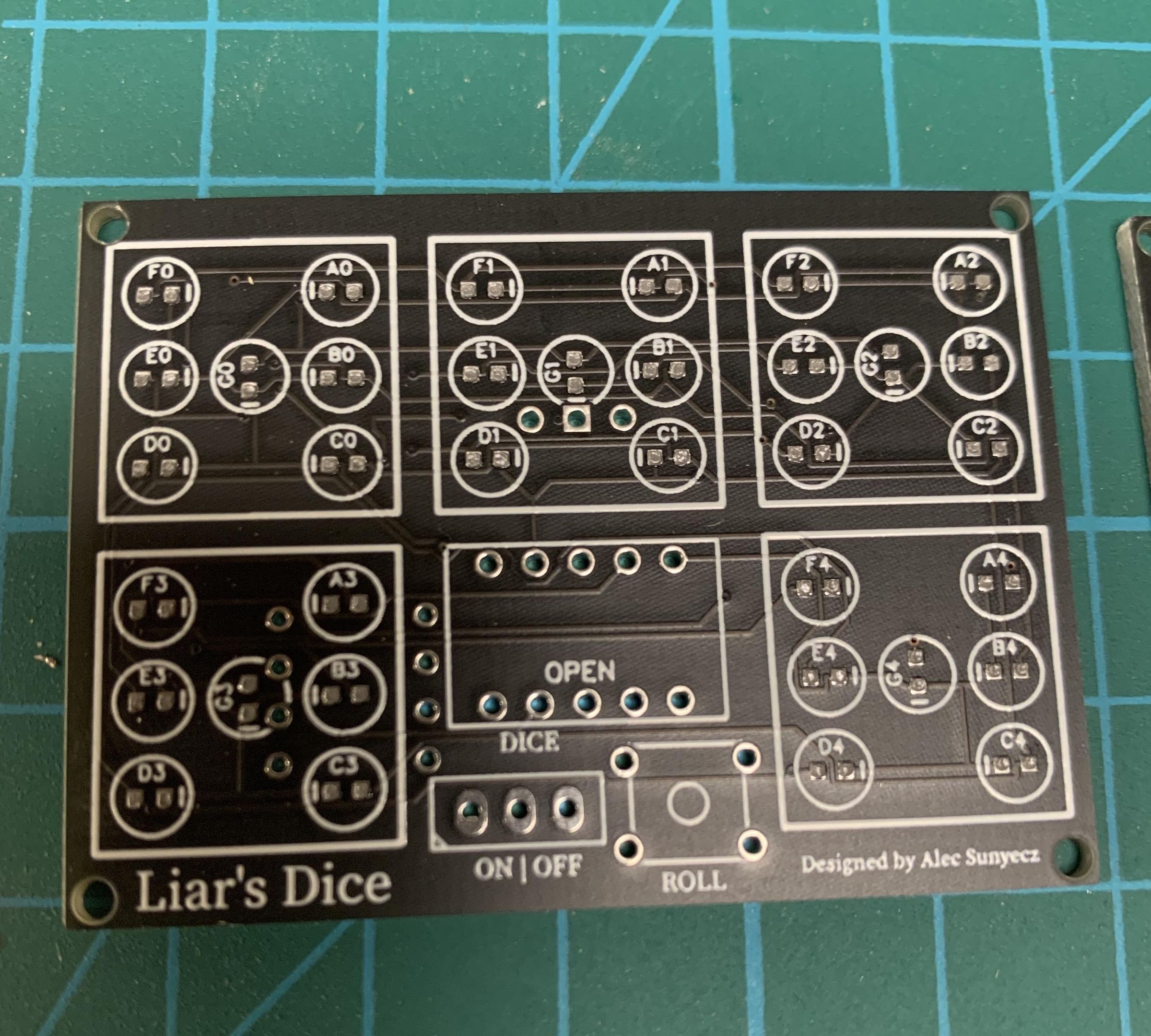 Pocket Dice! Electronic Dice for Liars Dice and More : 7 Steps (with ...