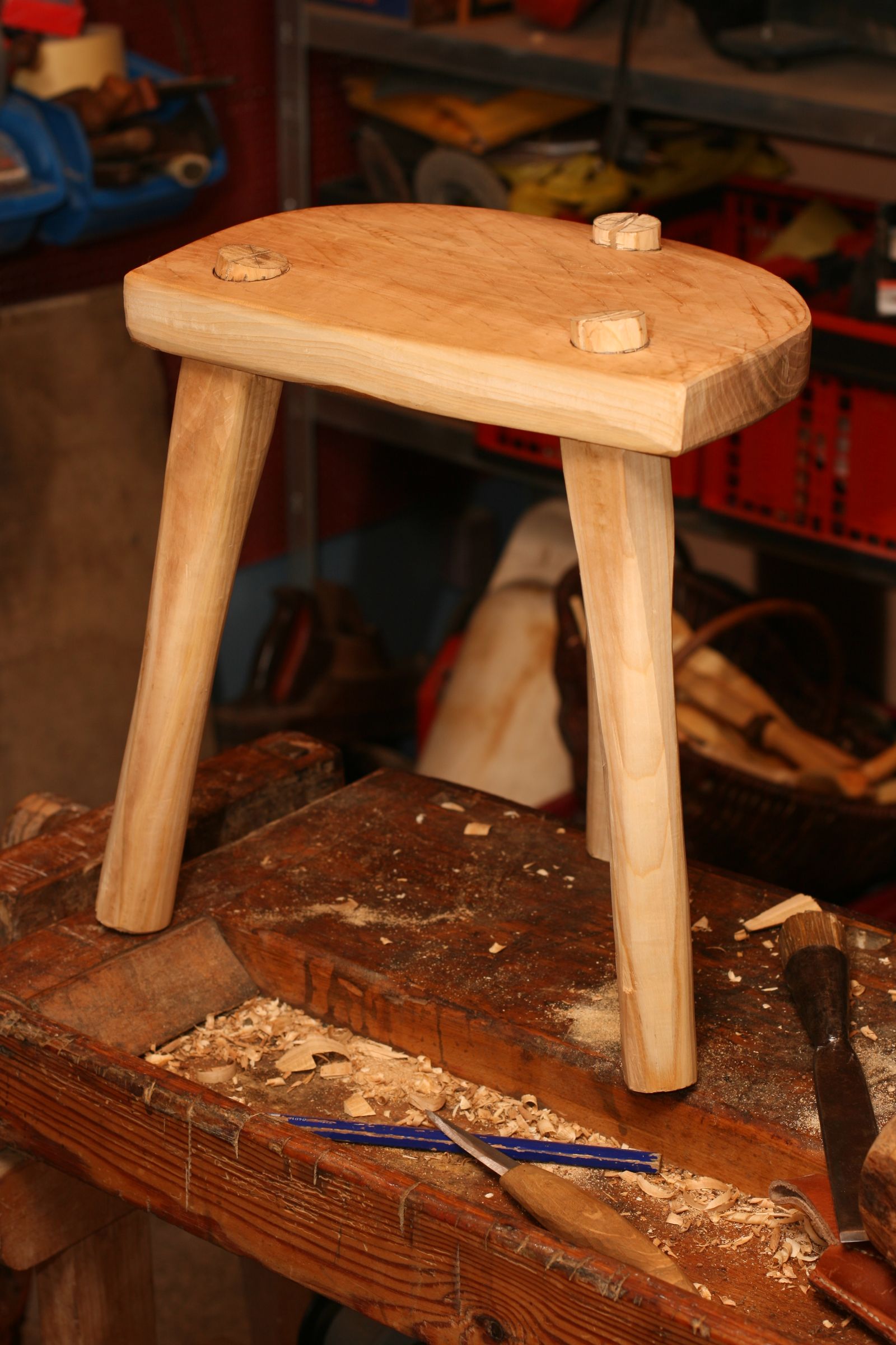 Make a Real Viking Stool : 6 Steps (with Pictures) - Instructables