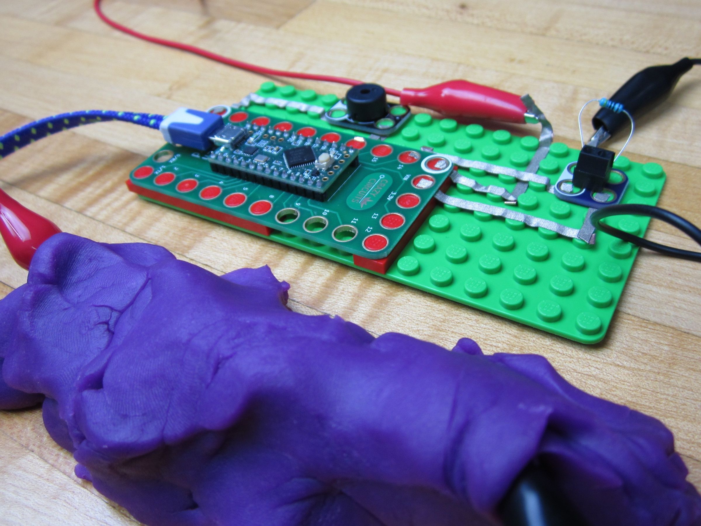 Crazy Circuits: an Open Source Electronics Learning System : 8 Steps ...