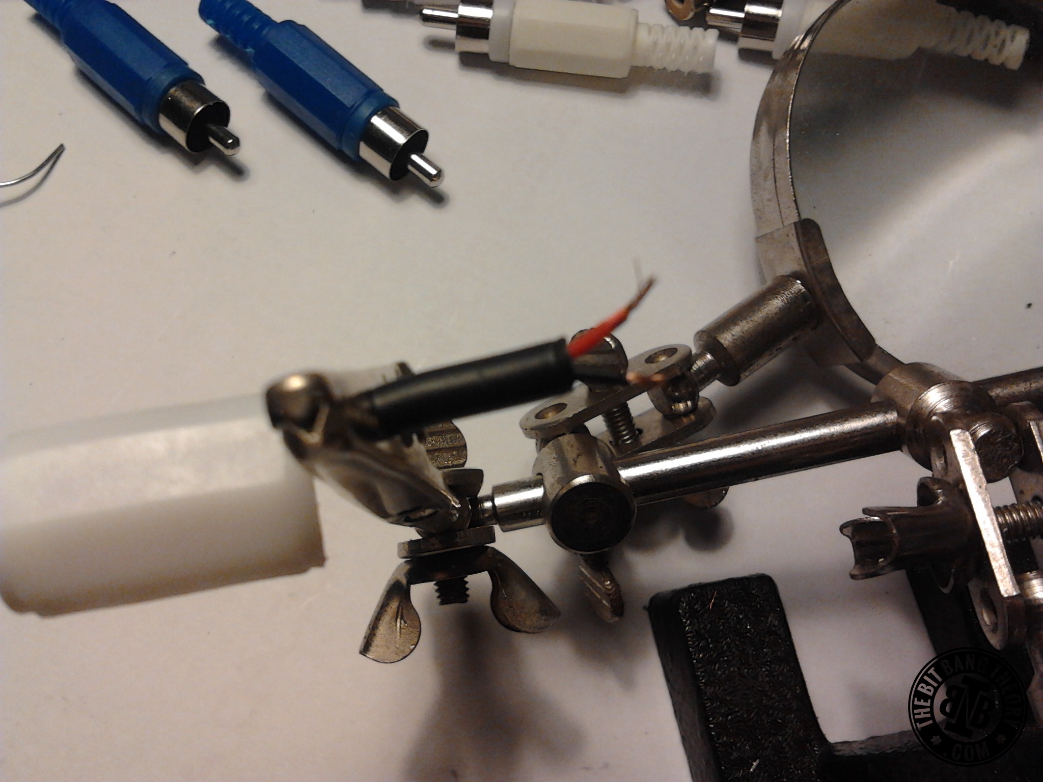 Lab Tip for Power Connectors and Cables : 4 Steps - Instructables