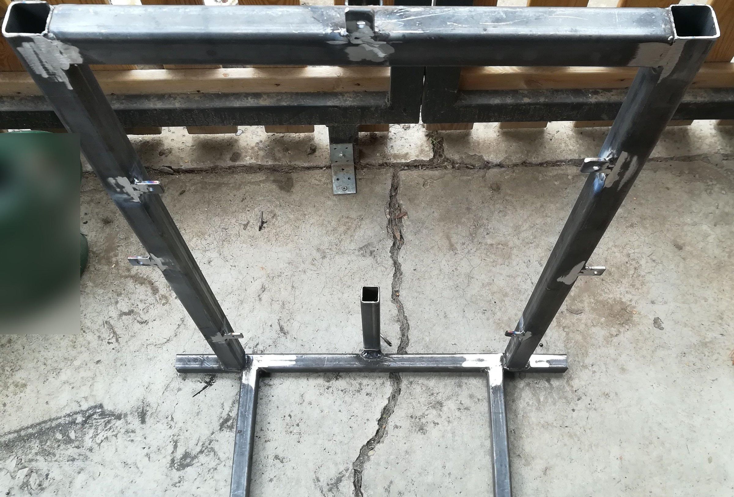 DIY Height Adjustable Standing Desks : 4 Steps (with Pictures ...