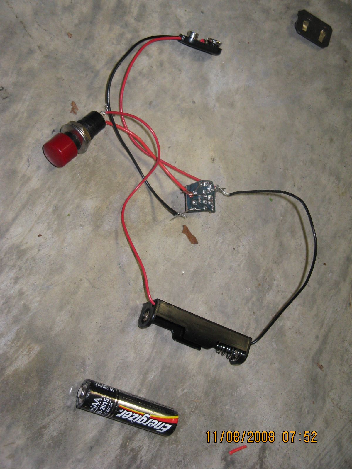 9 Volt Secret Taser : 8 Steps - Instructables